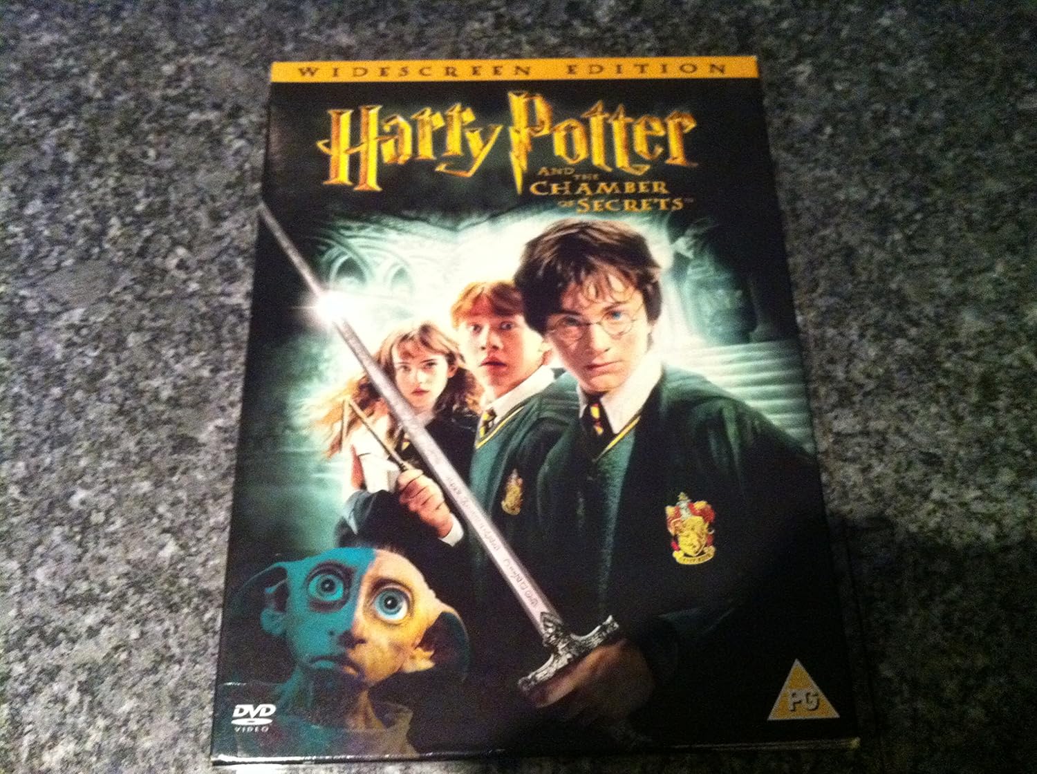 Harry Potter and the Chamber of Secrets [DVD] [Import]: Amazon.fr ...