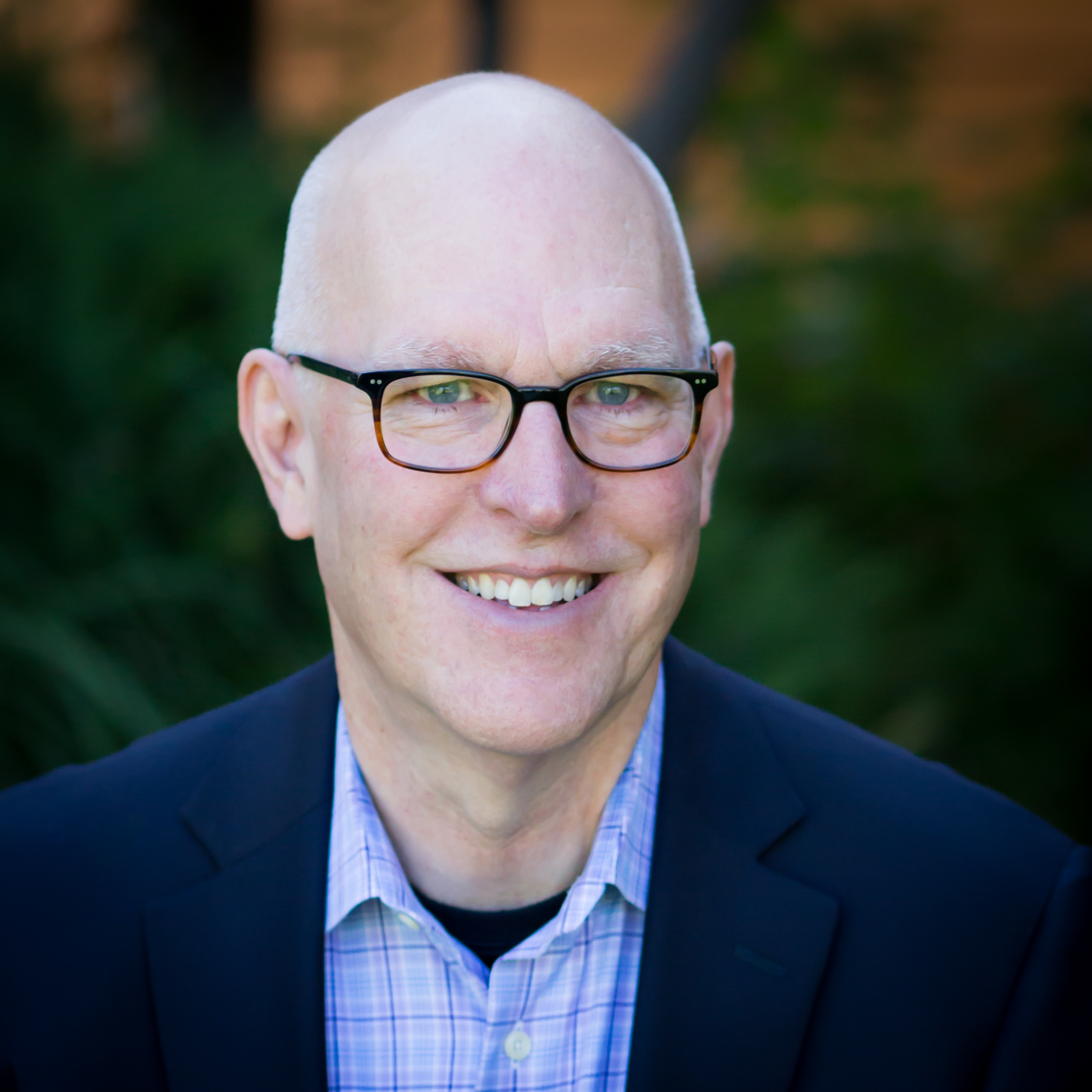 Amazon.com: Robert E. Logan: books, biography, latest update