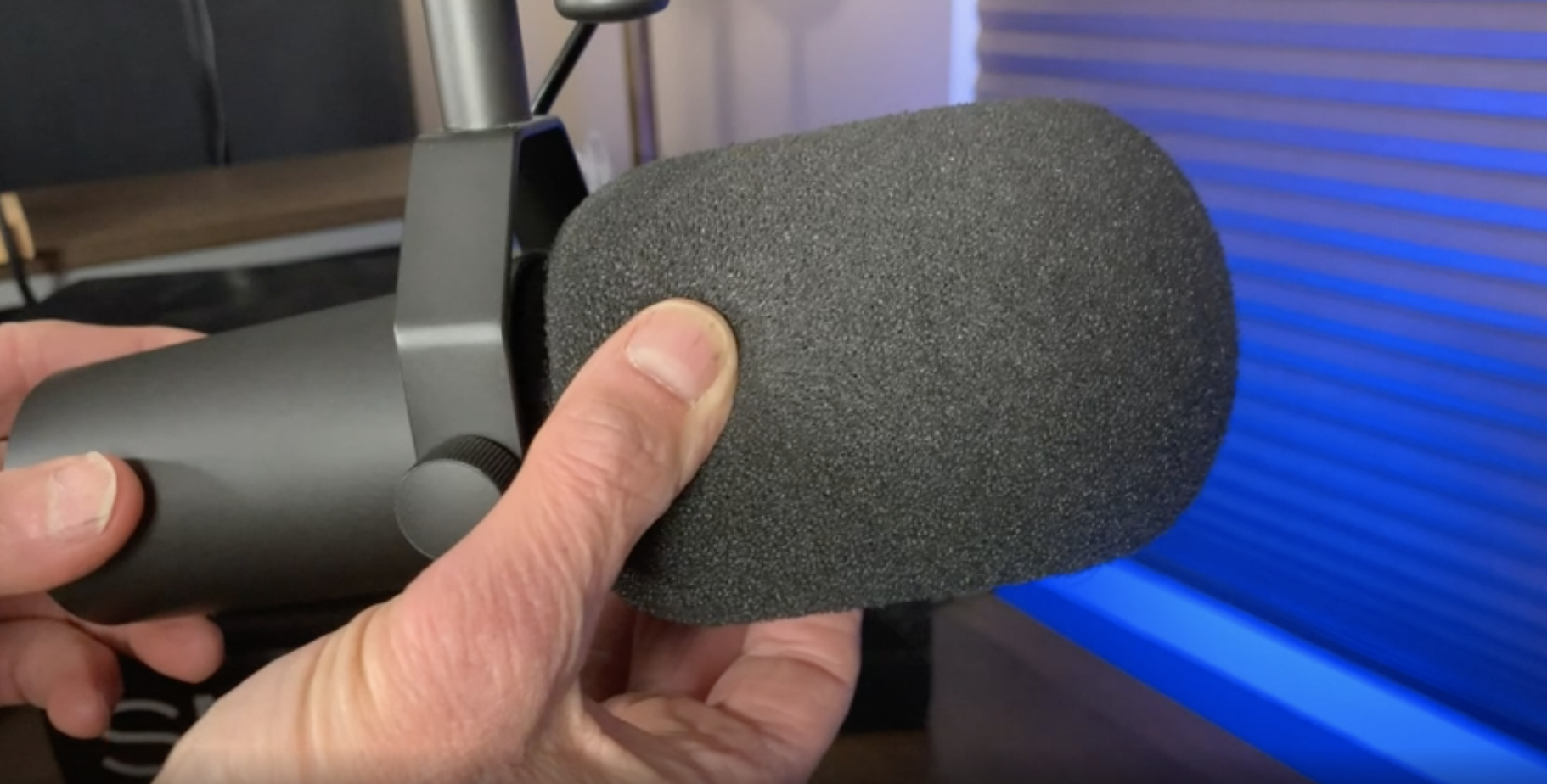 Watch REVIEW Shure SM7B Dynamic Microphone, XLR Studio Mic on Amazon Live