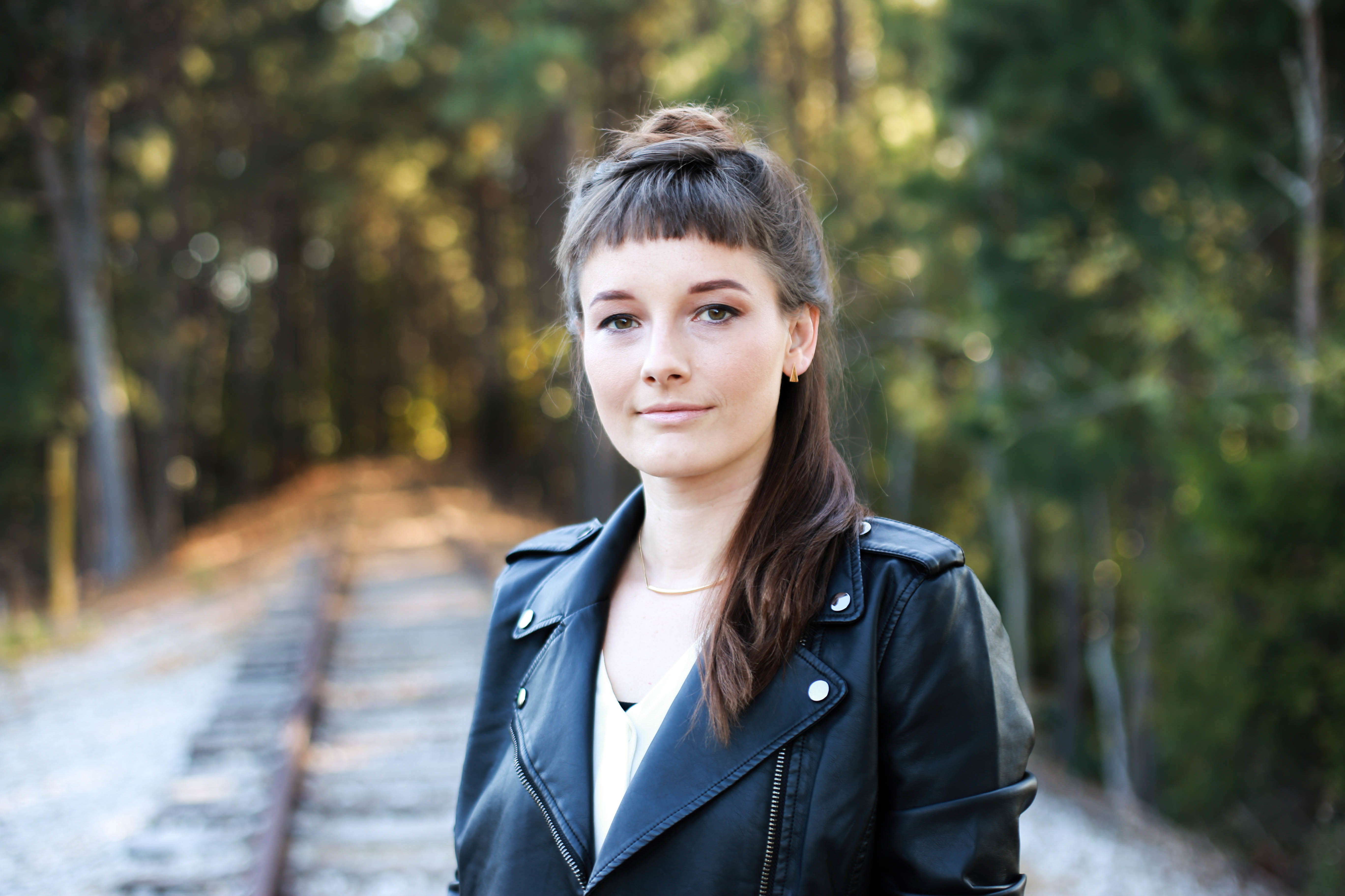 Amazon.com: Anna Simonton: books, biography, latest update