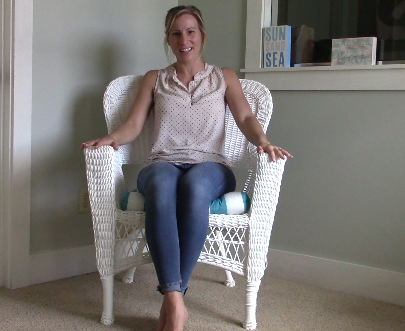 Watch Comfortable Wicker Chair |Mom Review on Amazon Live