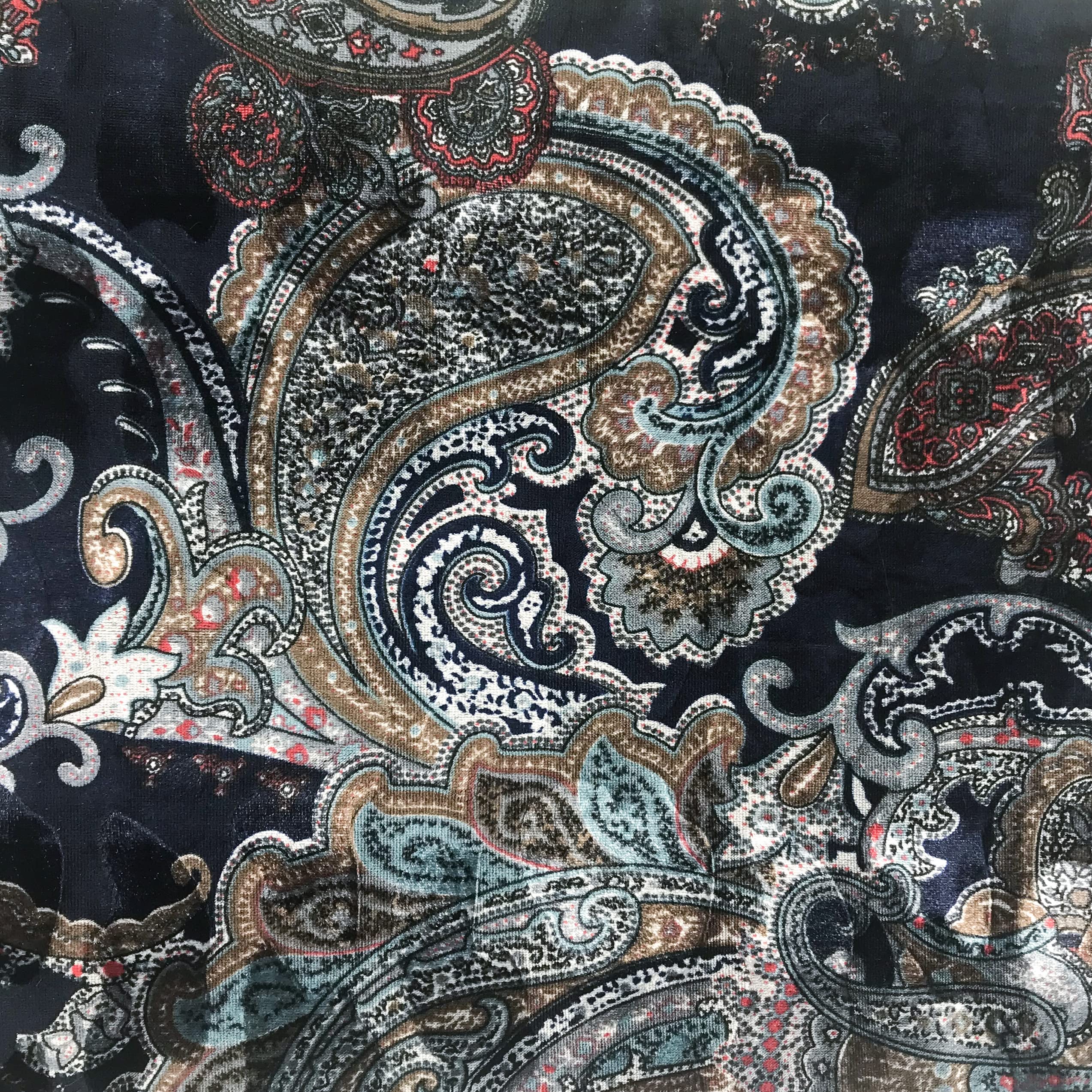 Paisley Print Japanese Men´s Paisley Print Shorts. NEW. Size M.