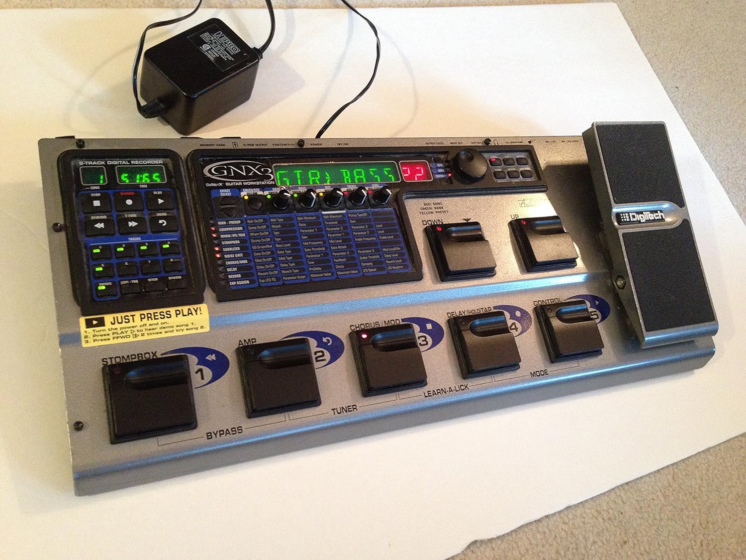 DigiTech GNX3 Guitar Multi Effects Pedal and Multitrack Recorder ...