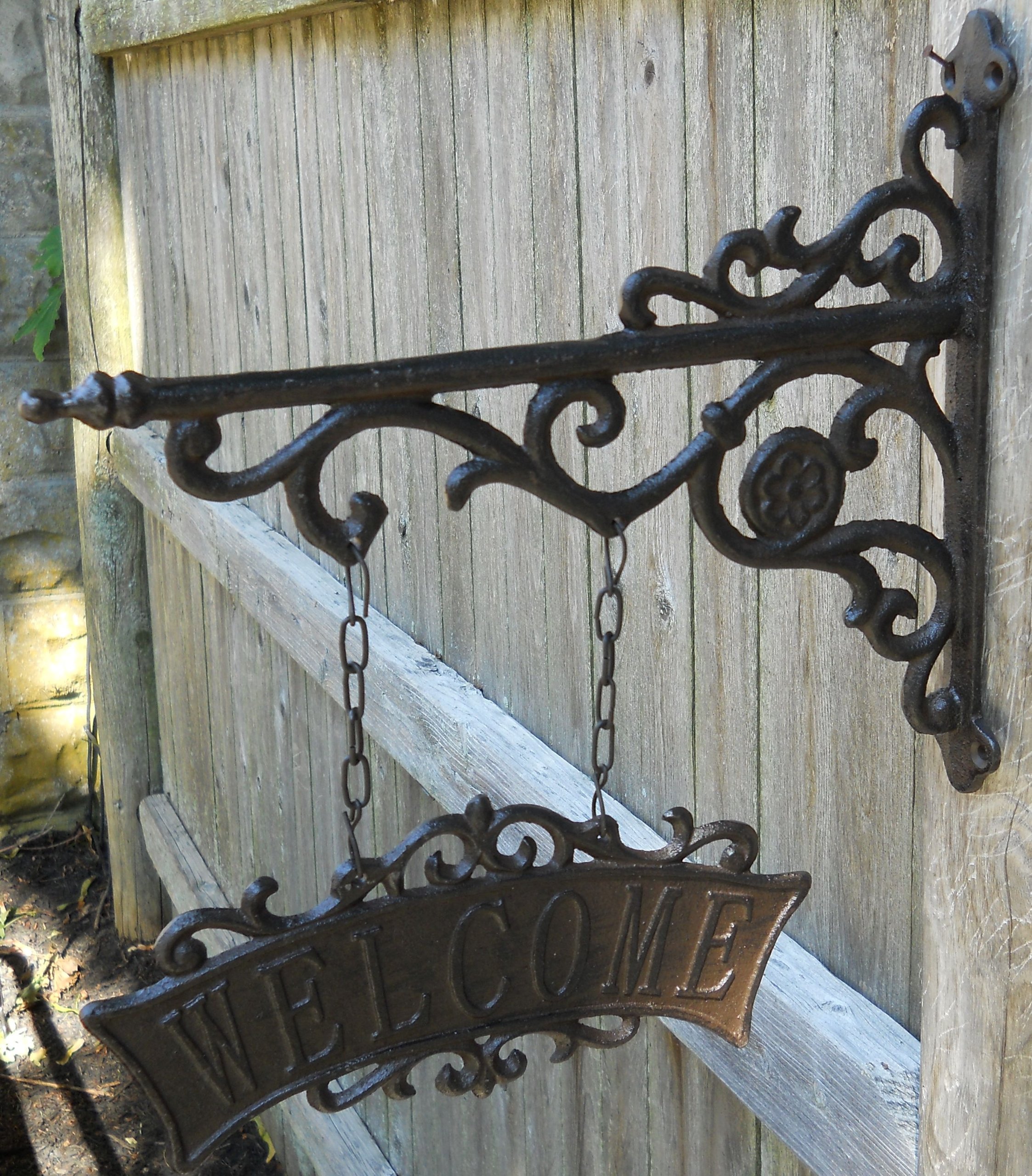 Amazon.com: GSM Cast Iron Welcome Sign on Bracket - Double Sided : Home ...