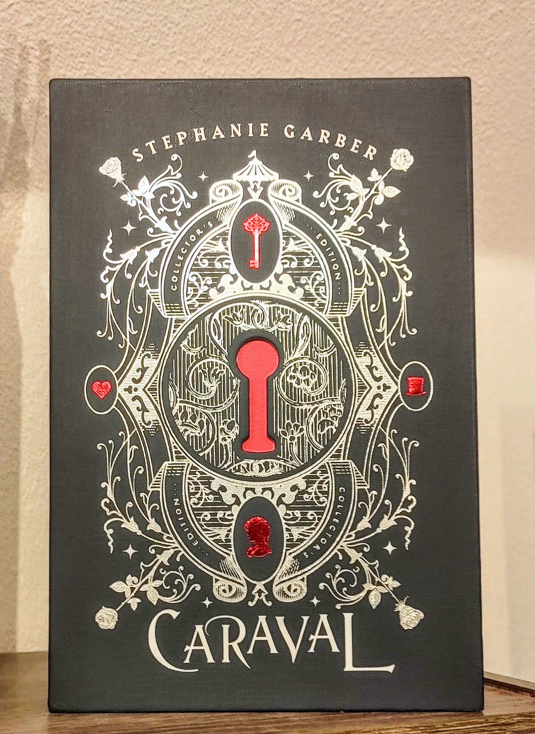 Amazon.com: Caraval Collector's Edition (Caraval, 1): 9781250264978 ...