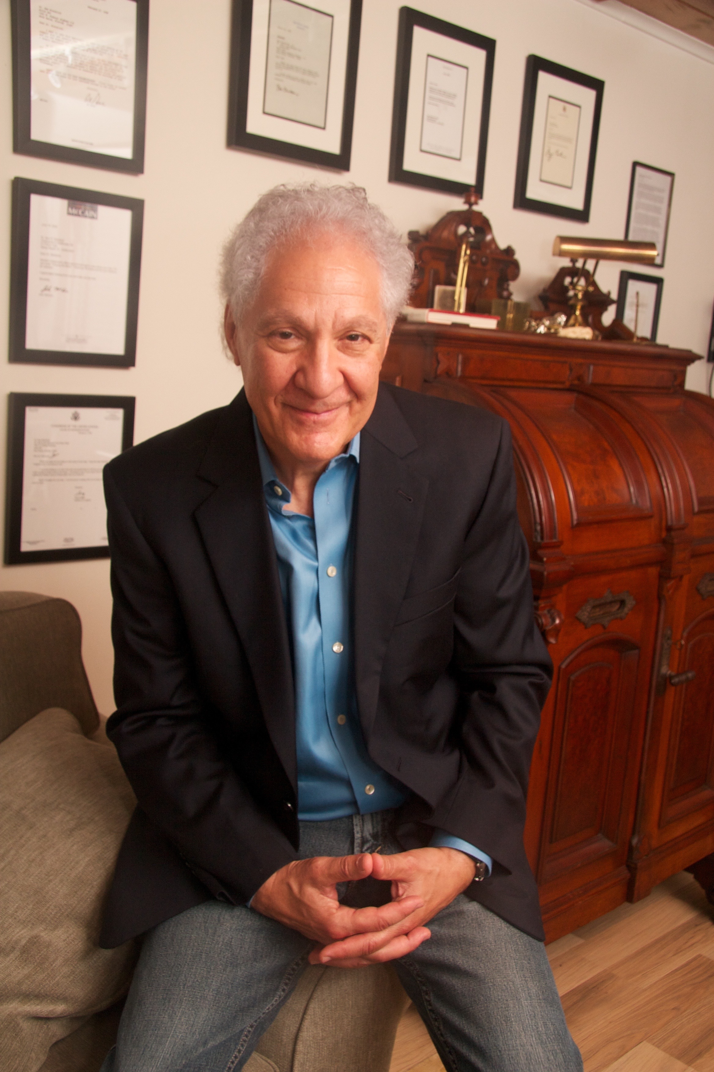 Amazon.com: Dr. Sam: books, biography, latest update