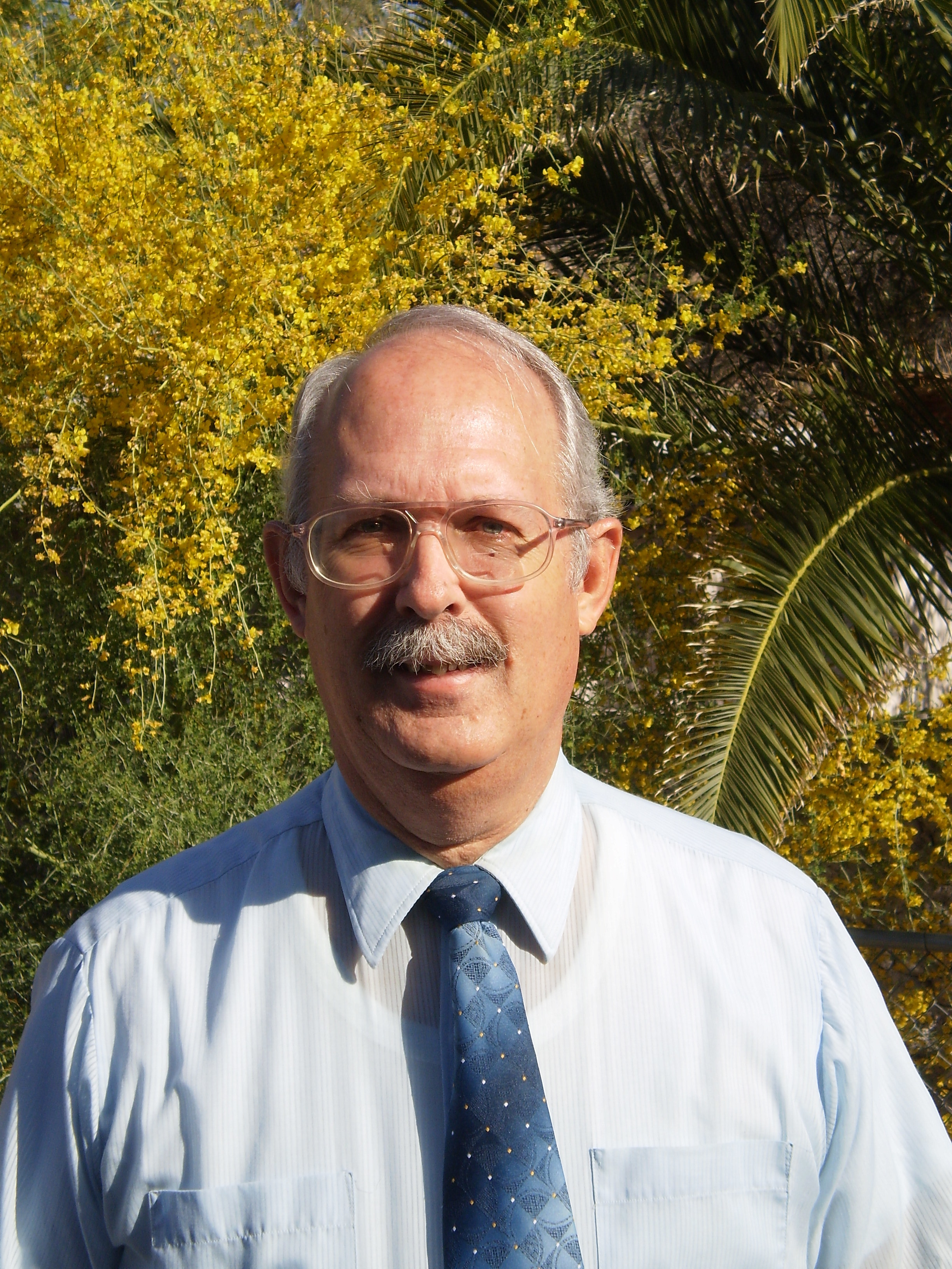 Amazon.com.br: Raymond Spitzer: livros, biografia, última atualização