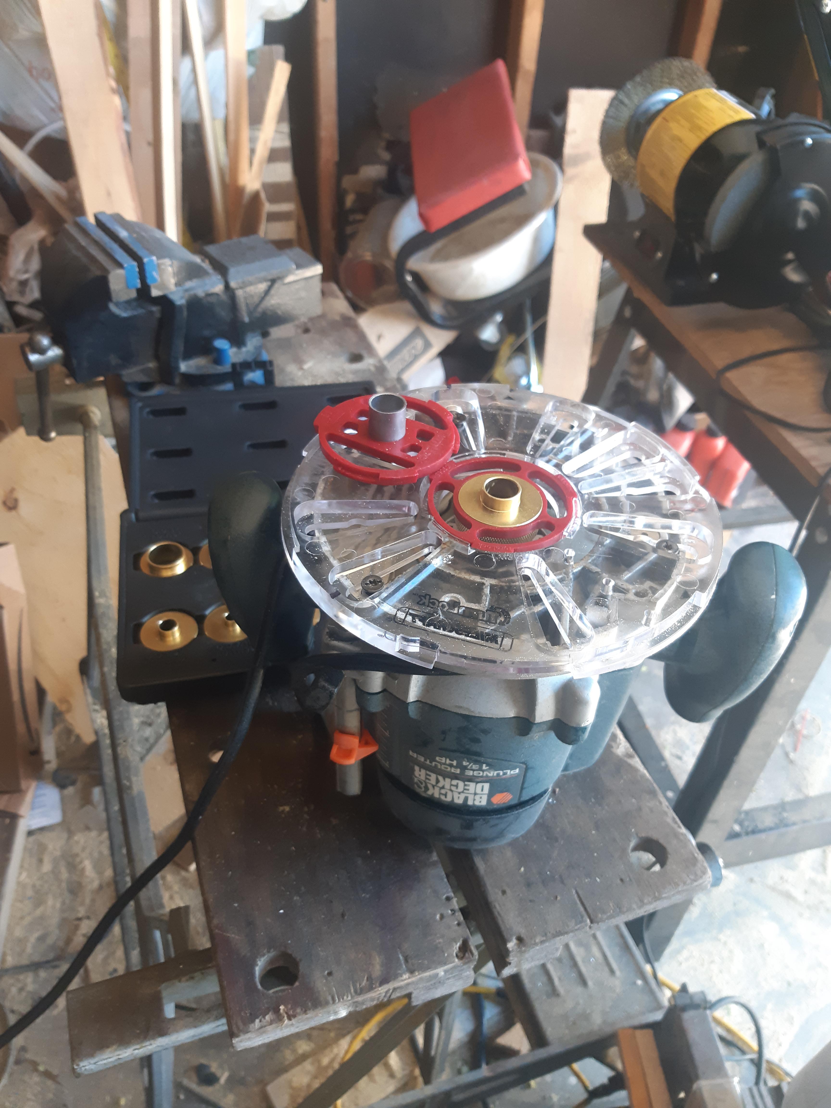 Milescraft 1201 Base Plate/Bushing Set for Routers : Milescraft: Amazon ...