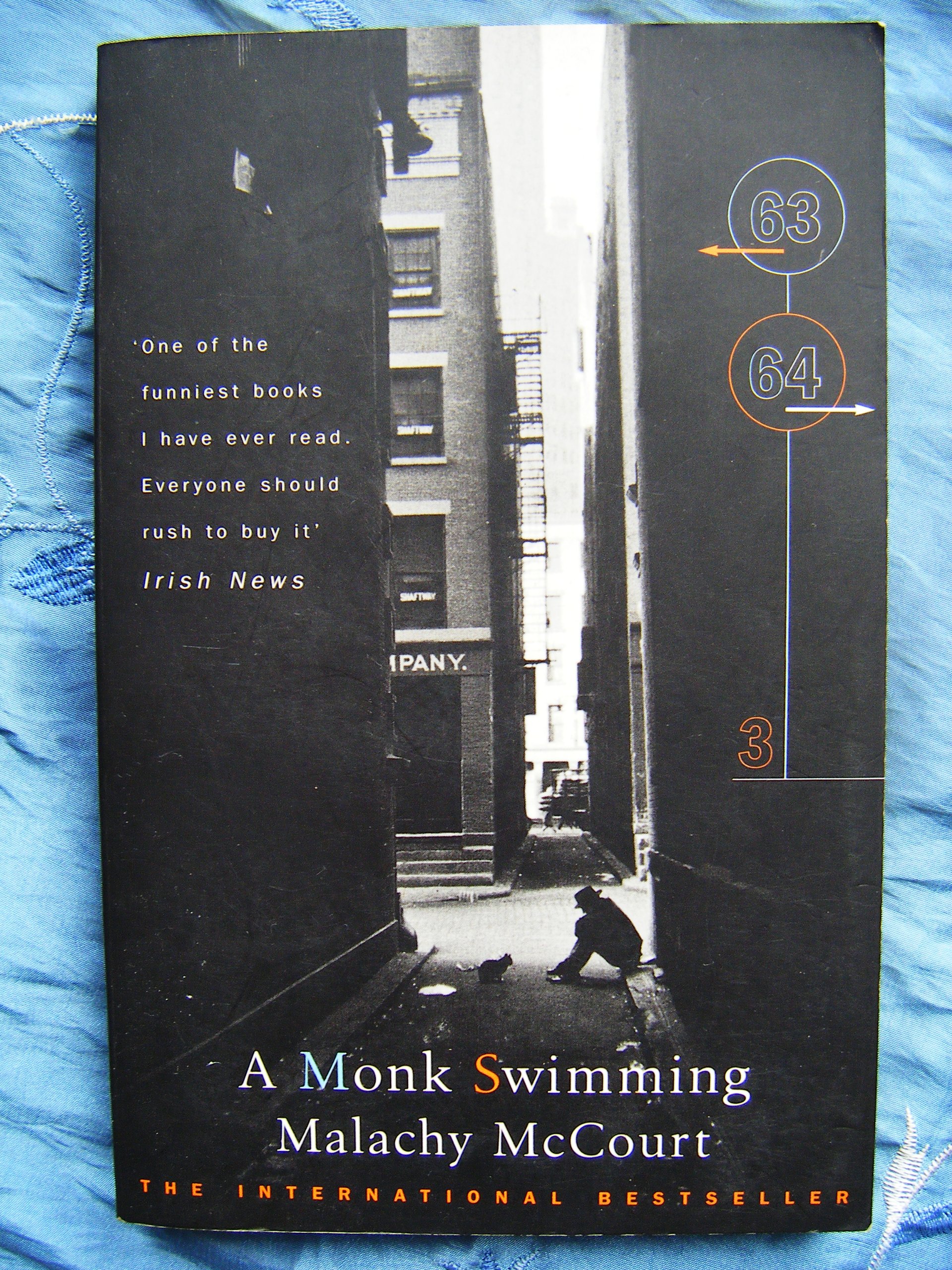 A Monk Swimming: Amazon.co.uk: McCourt, Malachy: 9780006531159: Books