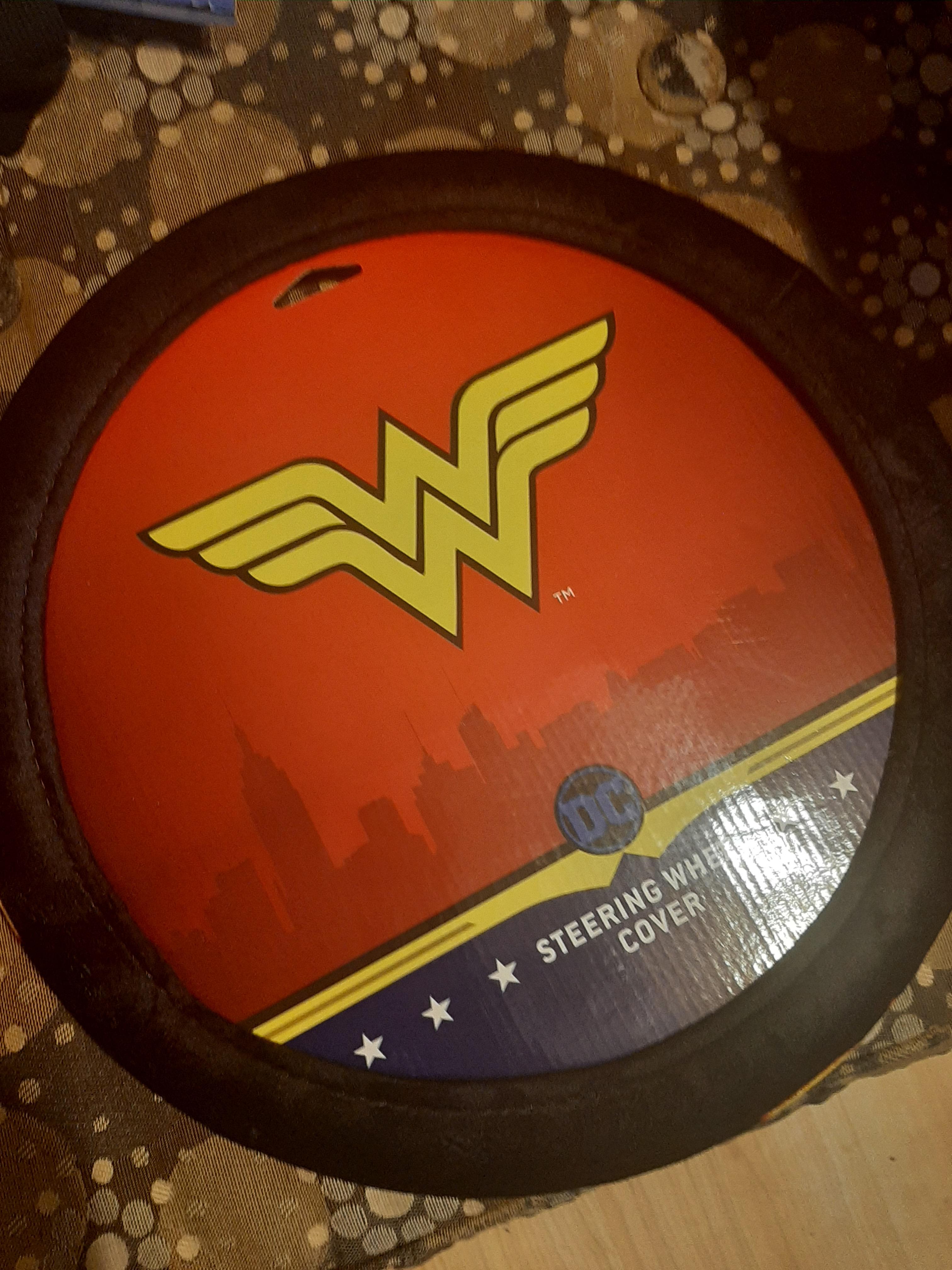 Amazon.com: BDK Wonder Woman Gift Car Accessories (Velour Steering ...