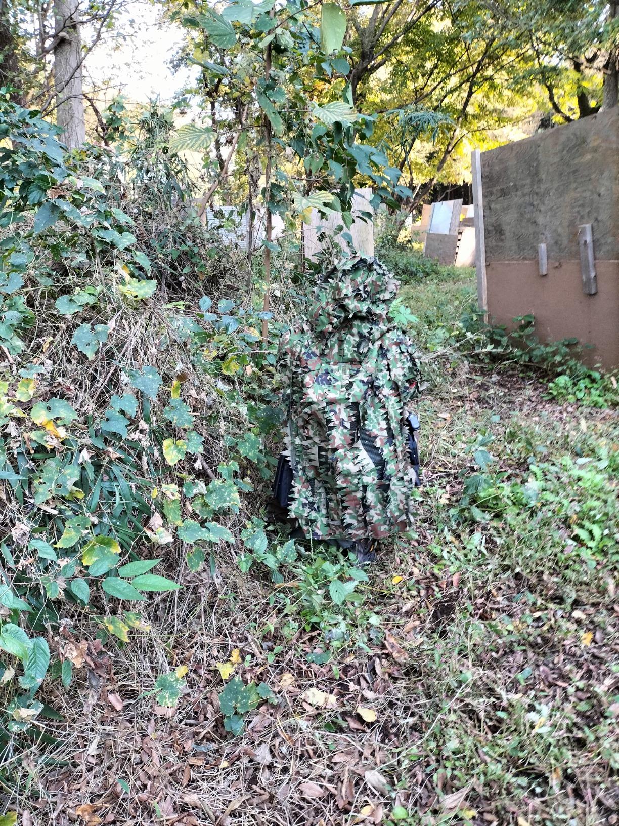 Amazon.co.jp: Broptical 【超軽量】軽量 ライトウェイト 陸上自衛隊 迷彩柄 アサルト ハーフ ギリースーツ bdu ...