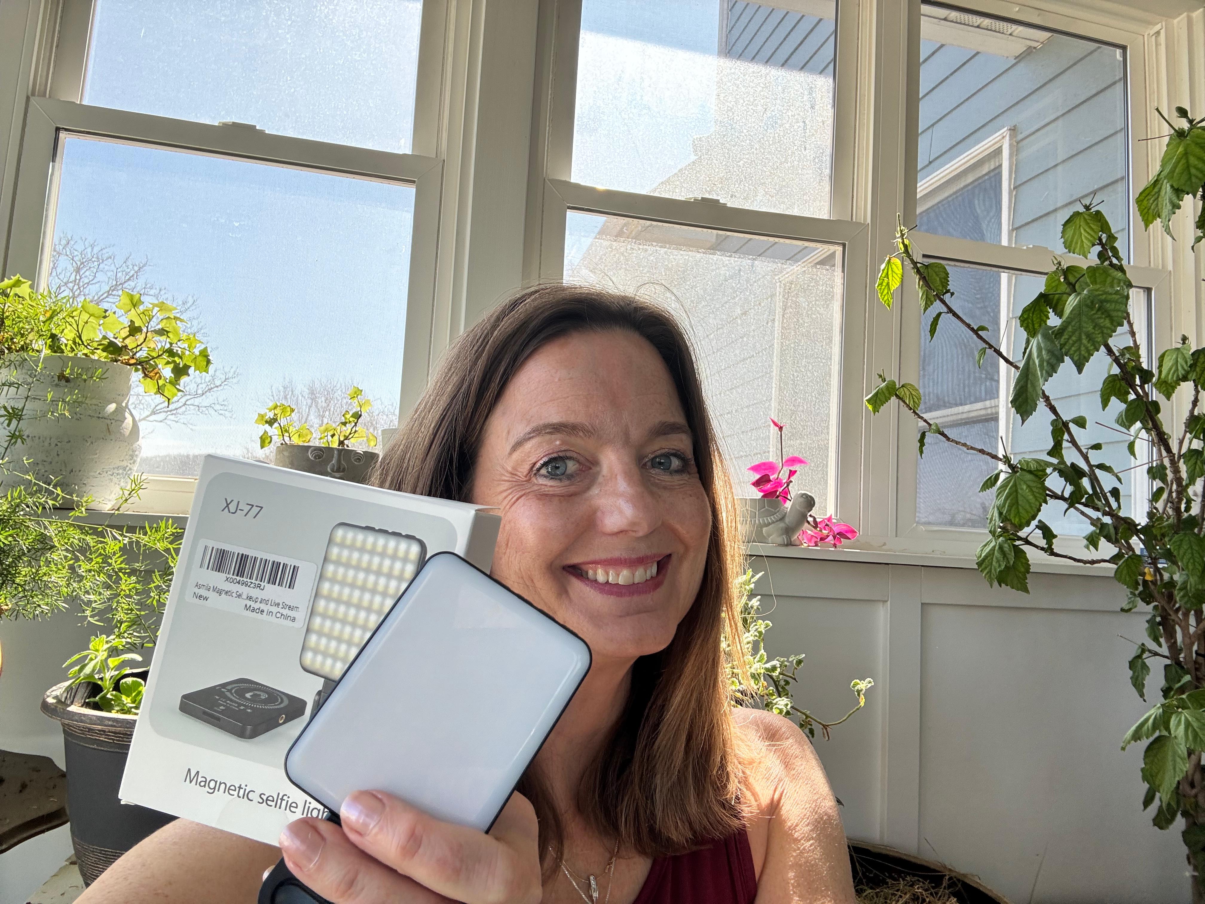 Watch Honest Thoughts on This Camera Light on Amazon Live