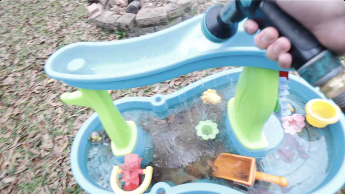 Discover the Best Water Table for Toddlers: Step2 Rain Showers Table