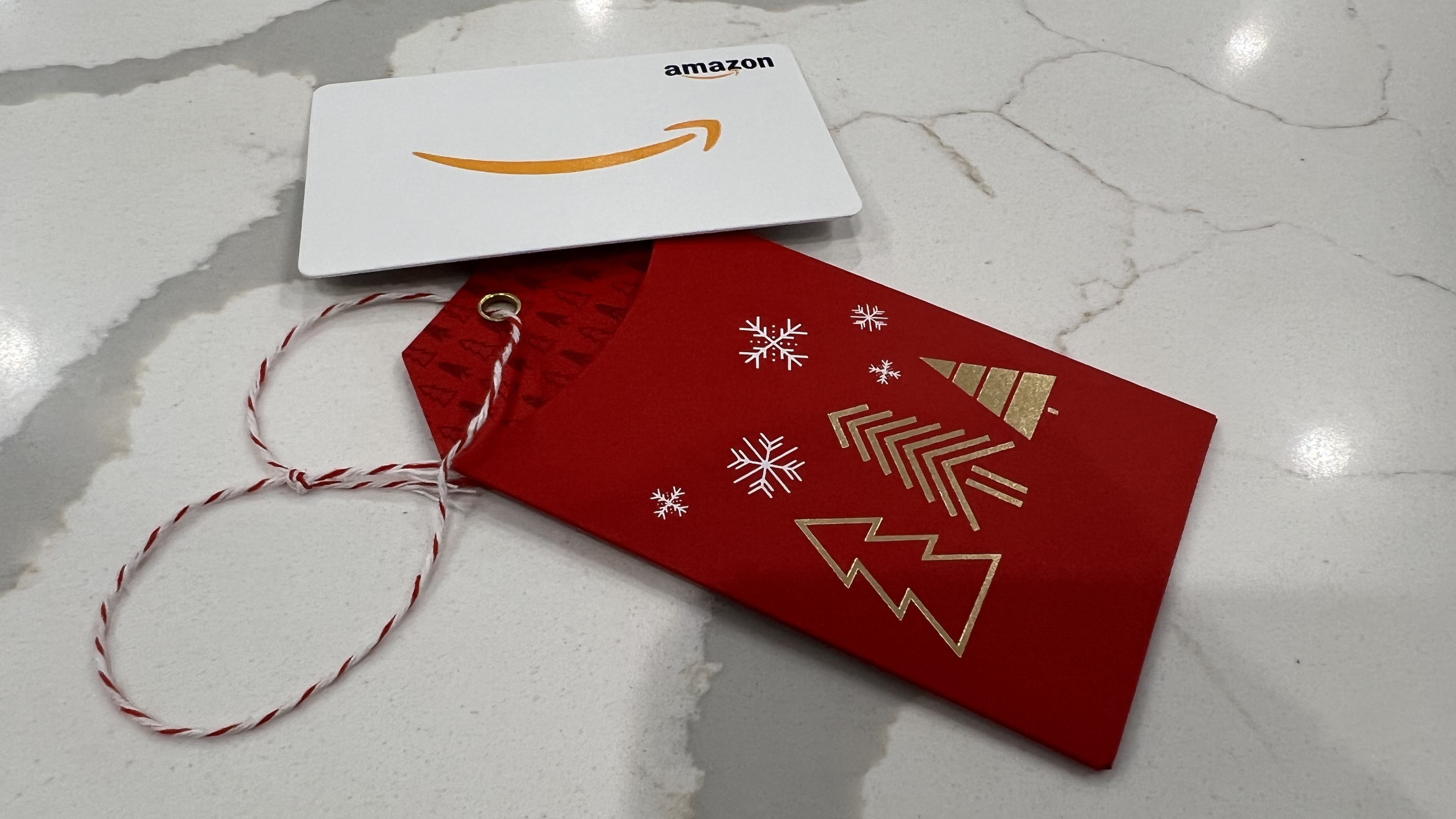 Watch Holiday gift Card! #HolidayFinds #Holiday2023 on Amazon Live