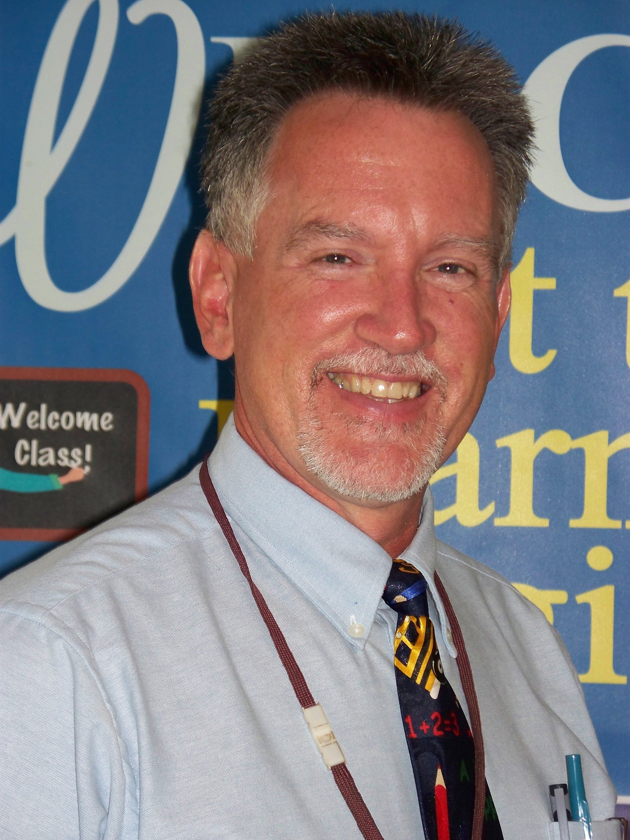 Amazon.com: Mike Williams: books, biography, latest update