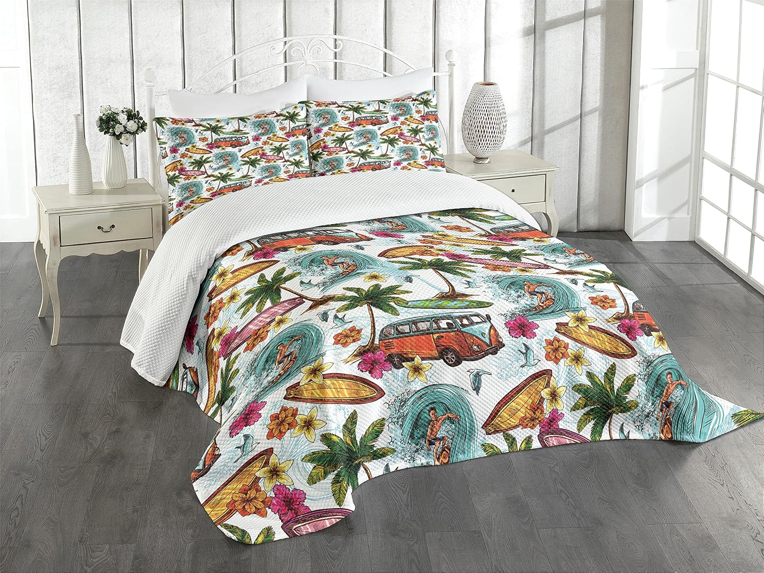 Amazon.com: Ambesonne Ocean Bedspread, Hawaiian Surfer on Wavy Deep Sea ...