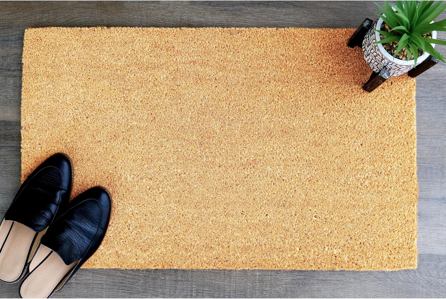 Amazon.com: HUES AND HOMES MOM1000-18x30 Plain Coir Door Mat : Patio ...