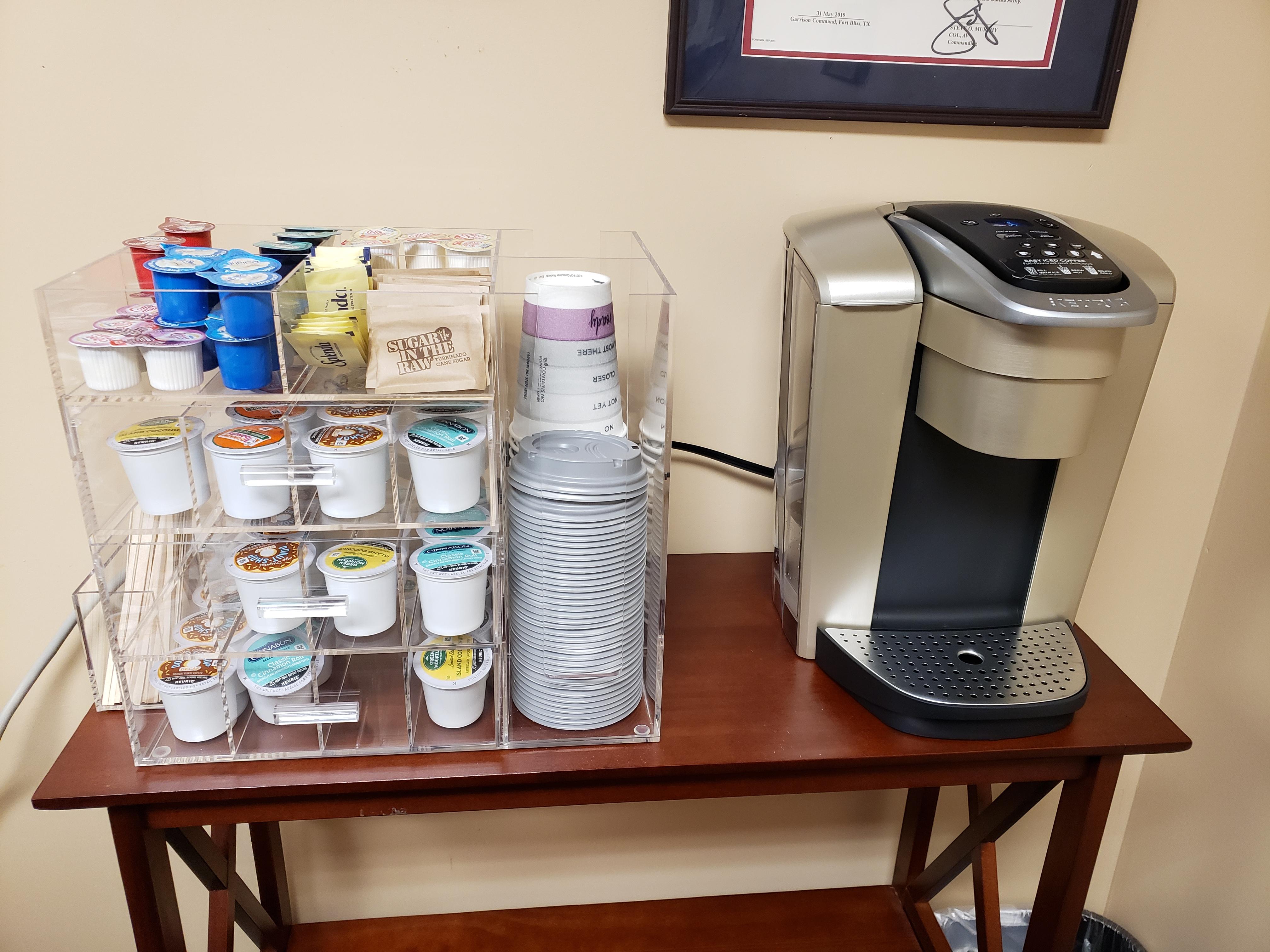 Amazon.com: OnDisplay Acrylic Coffee Station with Drawers for Keurig K ...