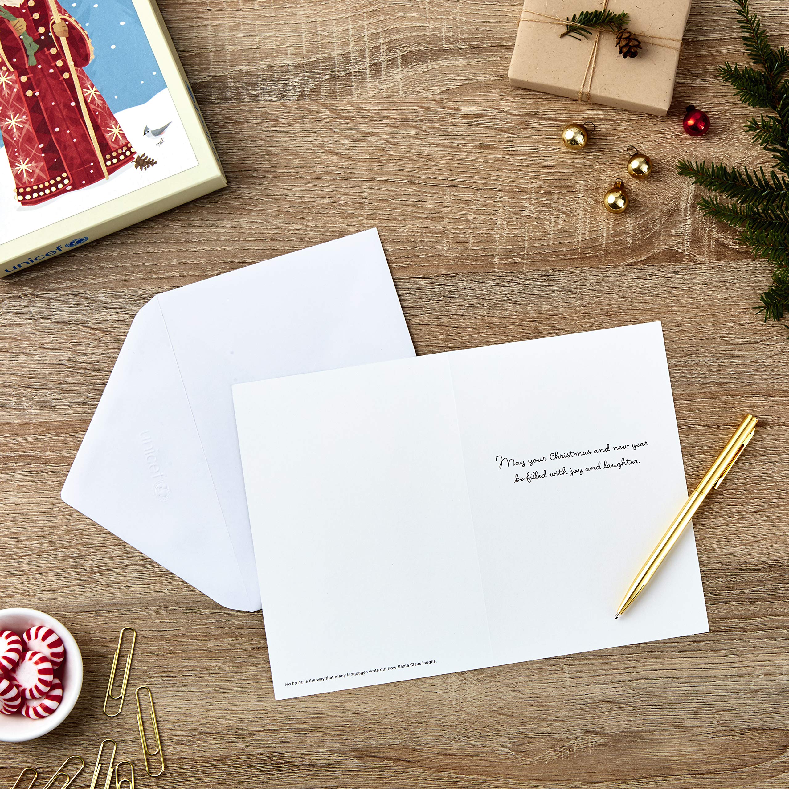 Snapklik.com : Hallmark UNICEF Boxed Christmas Cards, Classic St Nick