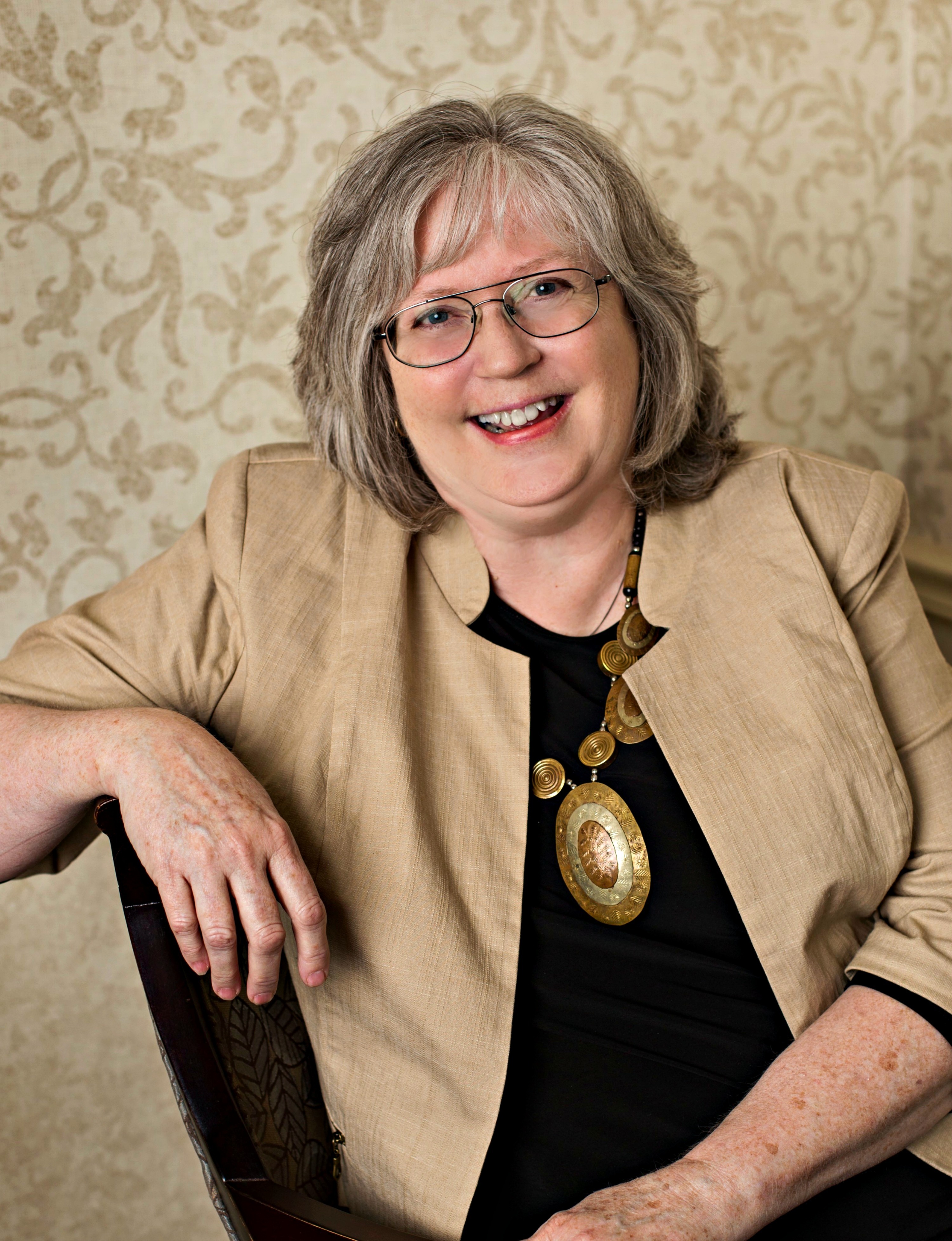 Amazon.in: Sarah Hamer: books, biography, latest update