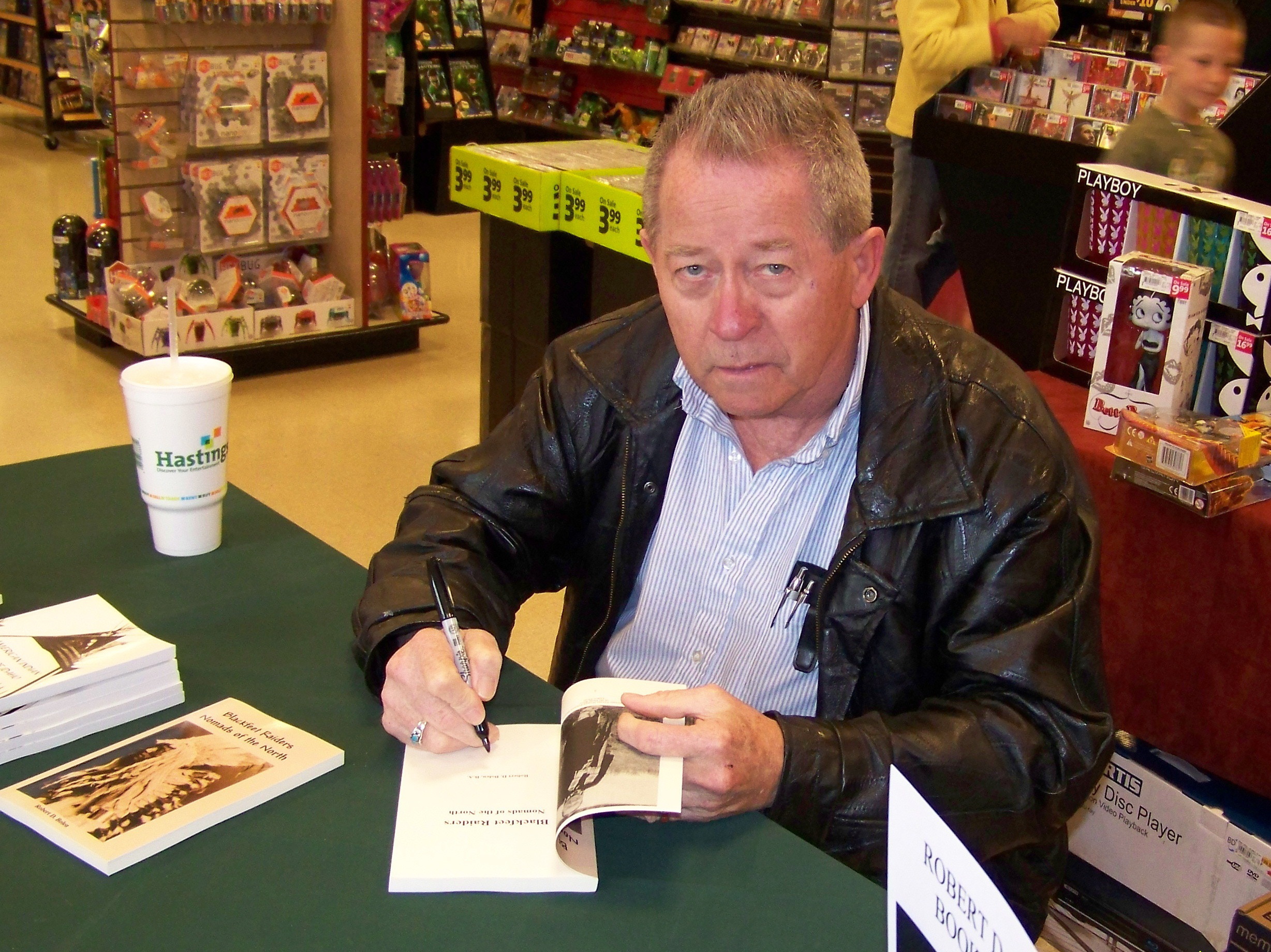 Amazon.com: Robert D. Bolen: books, biography, latest update