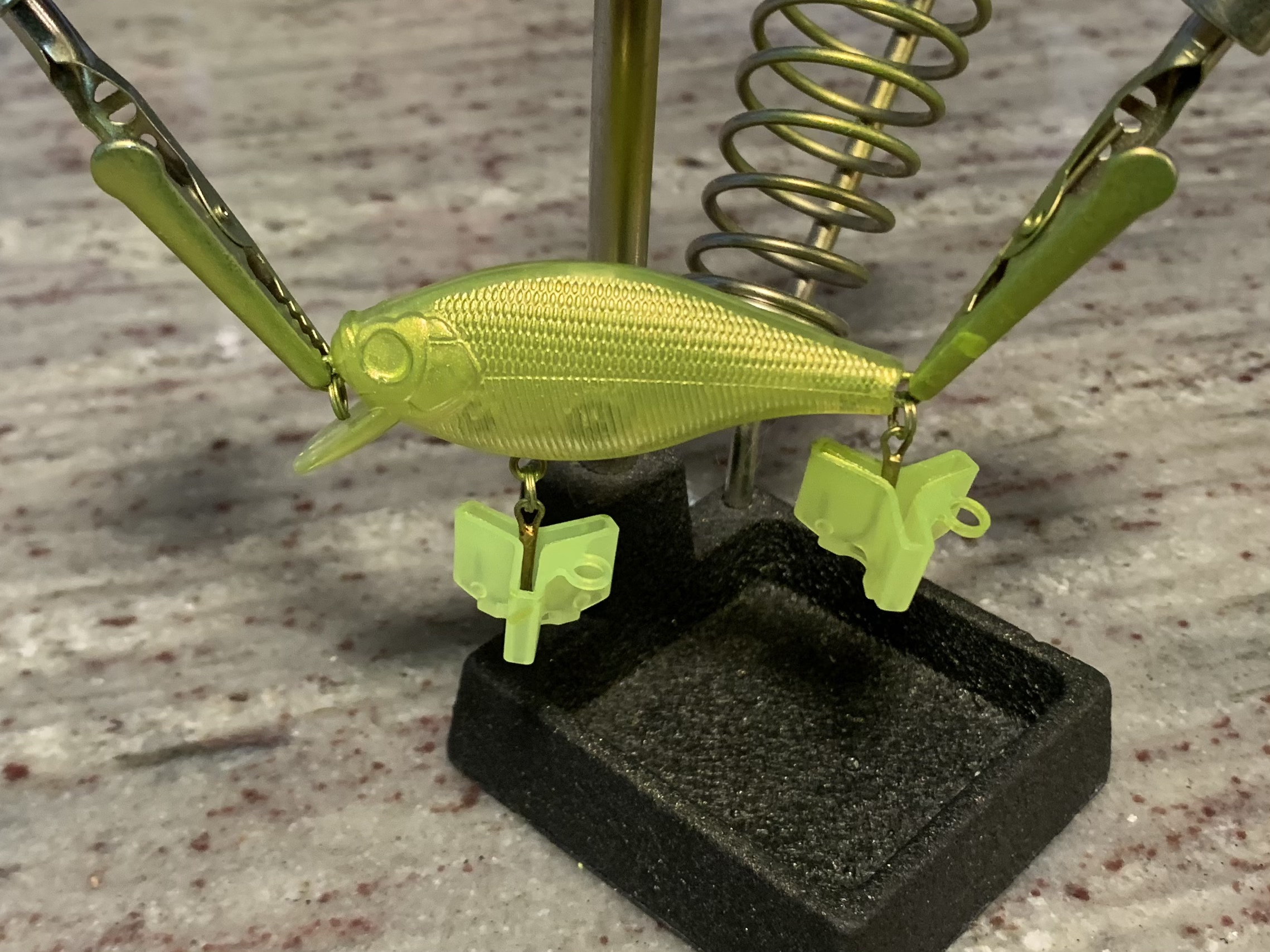 Amazon.com: U.S. Art Supply 4-Ounce Pint Airbrush Thinner for Reducing ...