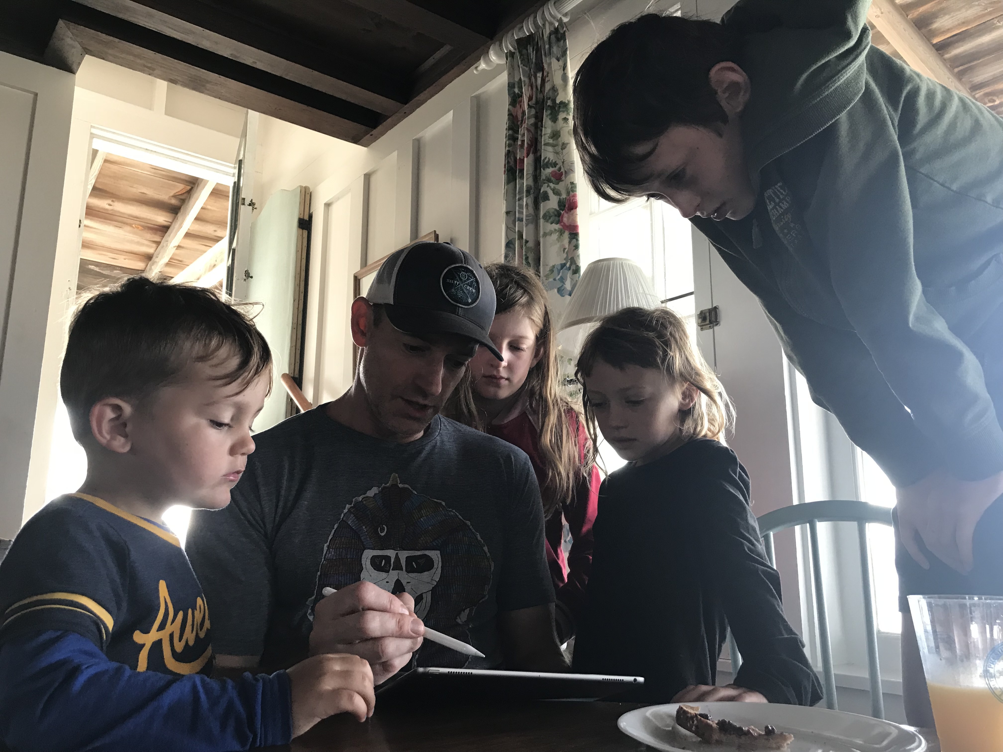 Amazon.com: Perrin Hendrick: books, biography, latest update