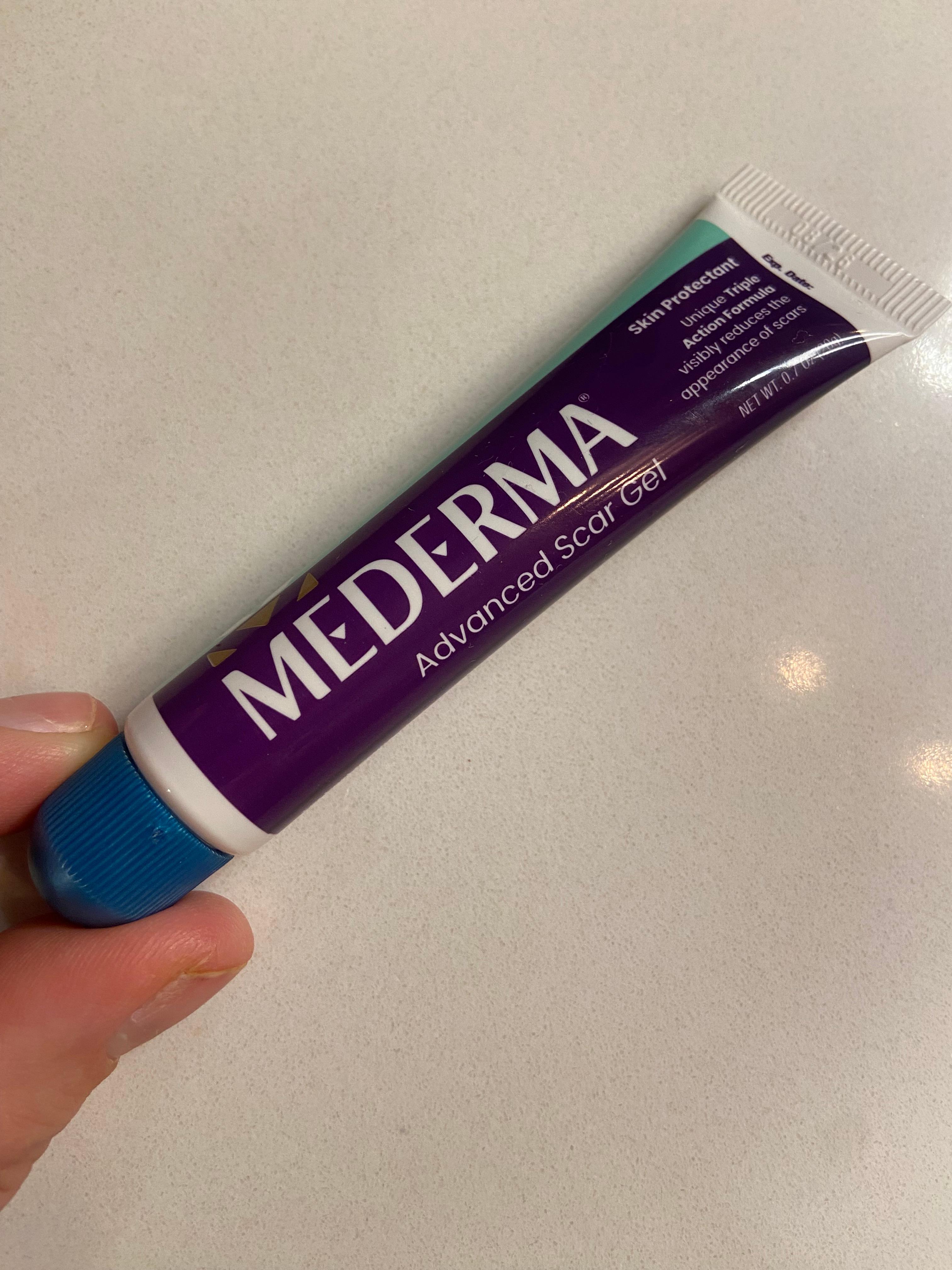 Watch HONEST review of Mederma advanced scar gel on Amazon Live