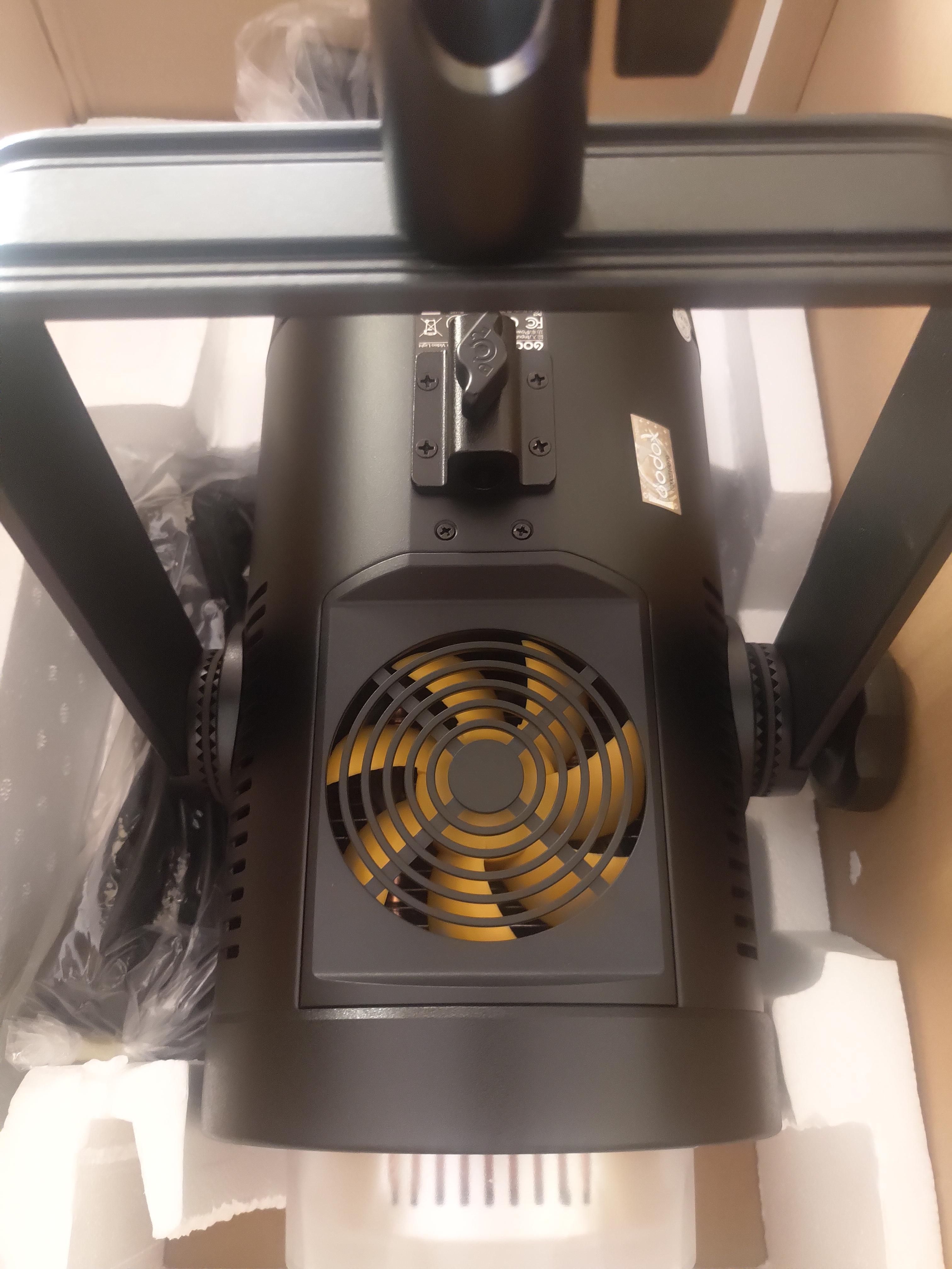 GODOX SL150II 150W LED Video Light : Amazon.in: Electronics