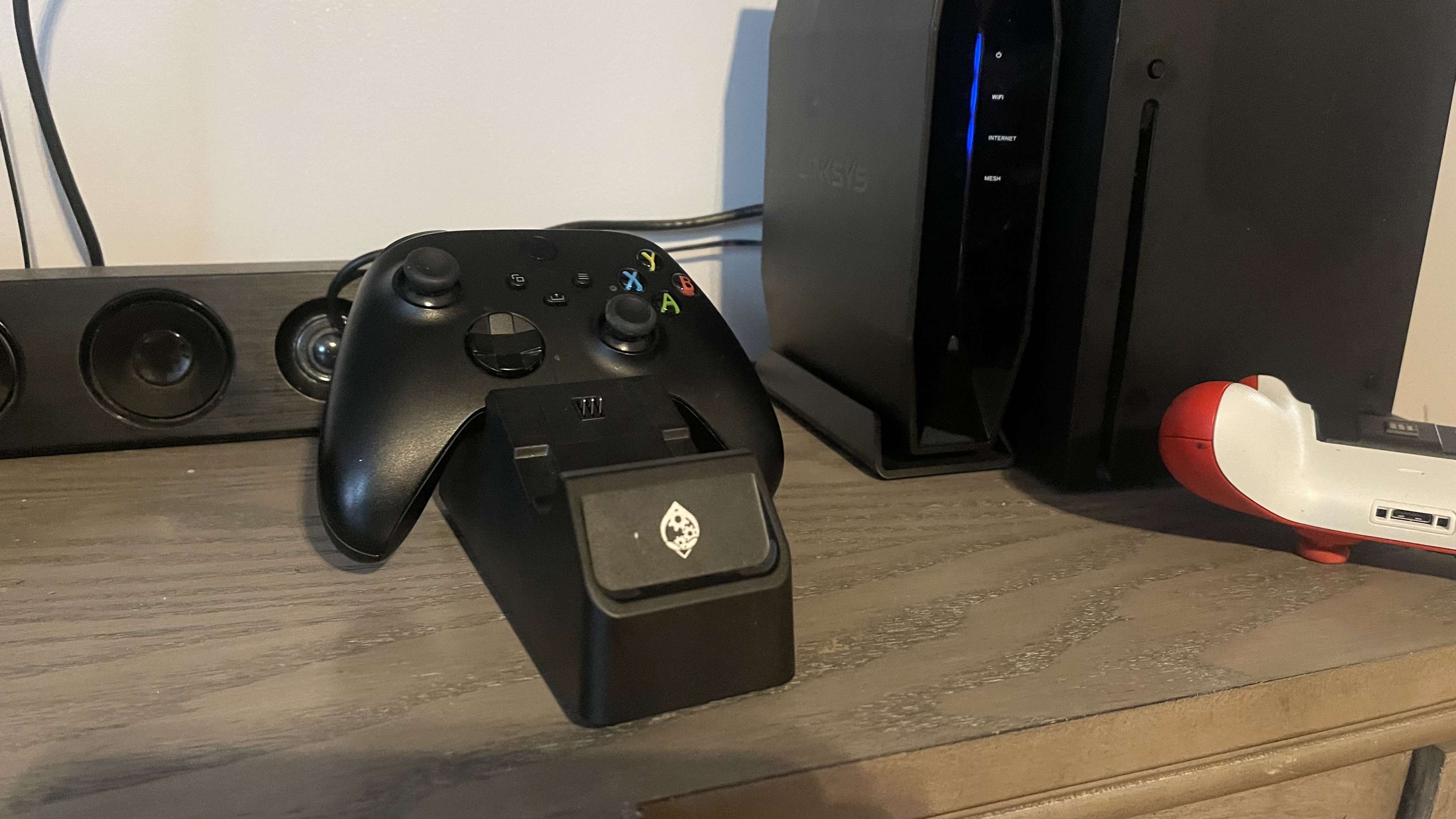 Watch Collective Minds Dual Charge Xbox Series X/S on Amazon Live