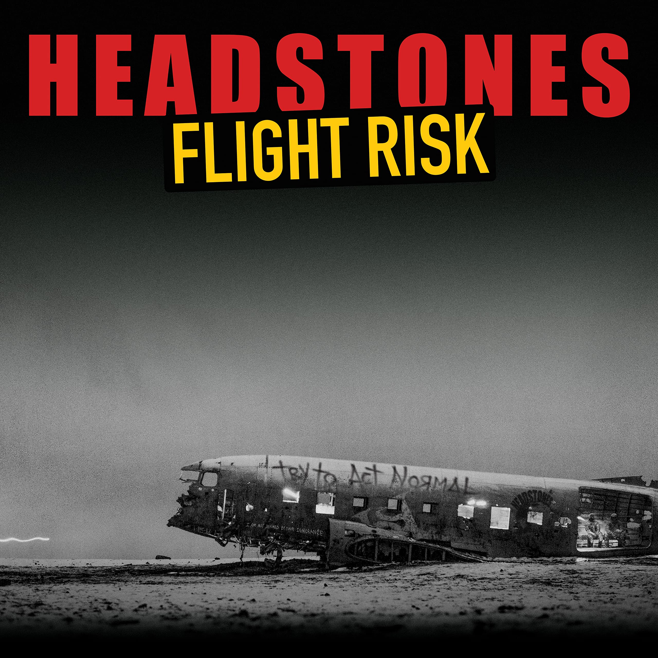 Amazon.com: Flight Risk: CDs & Vinyl