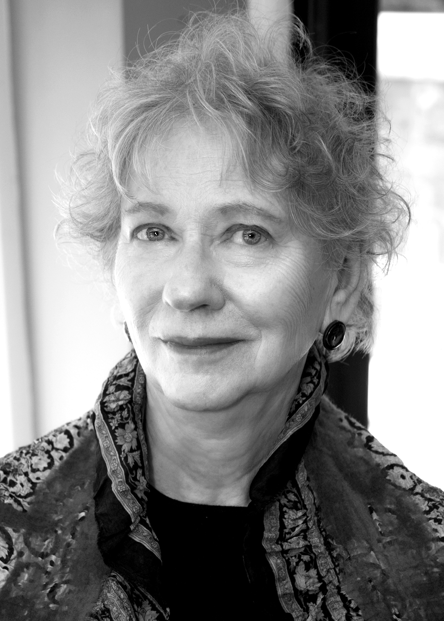 Amazon.com: Ann Tudor: books, biography, latest update