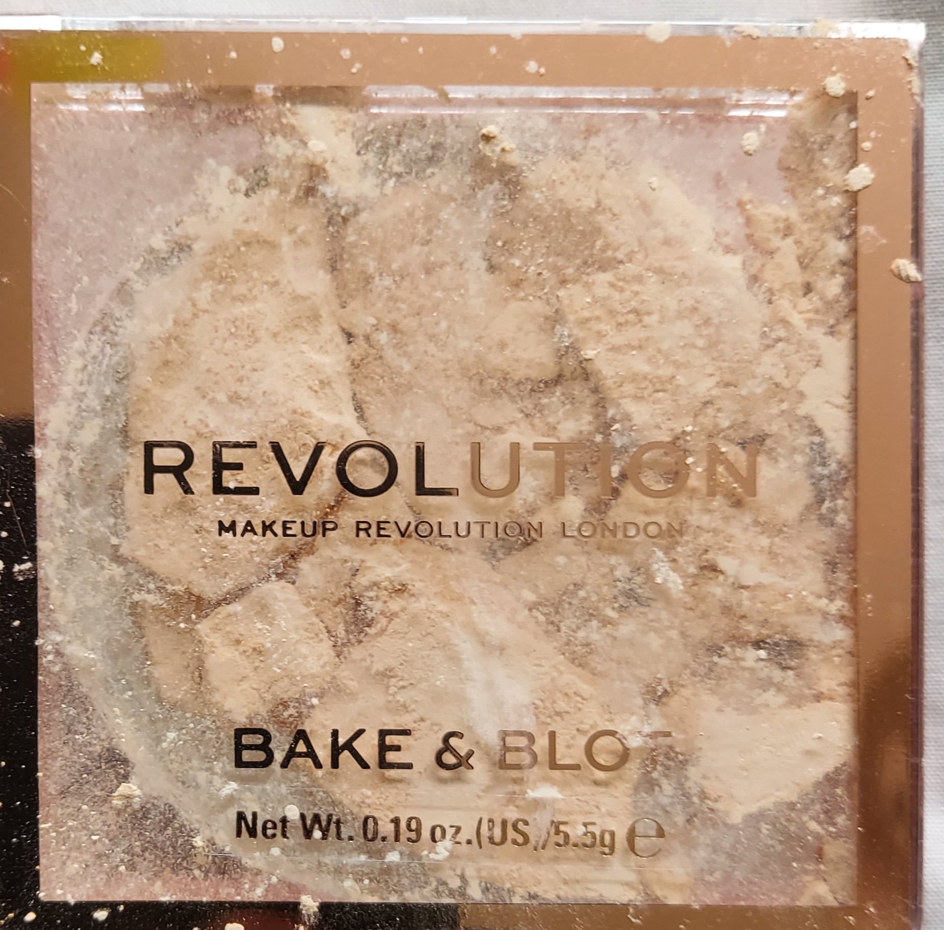 Revolution Beauty London, Bake and Blot, Banana (Light), Powder, 5.5g ...