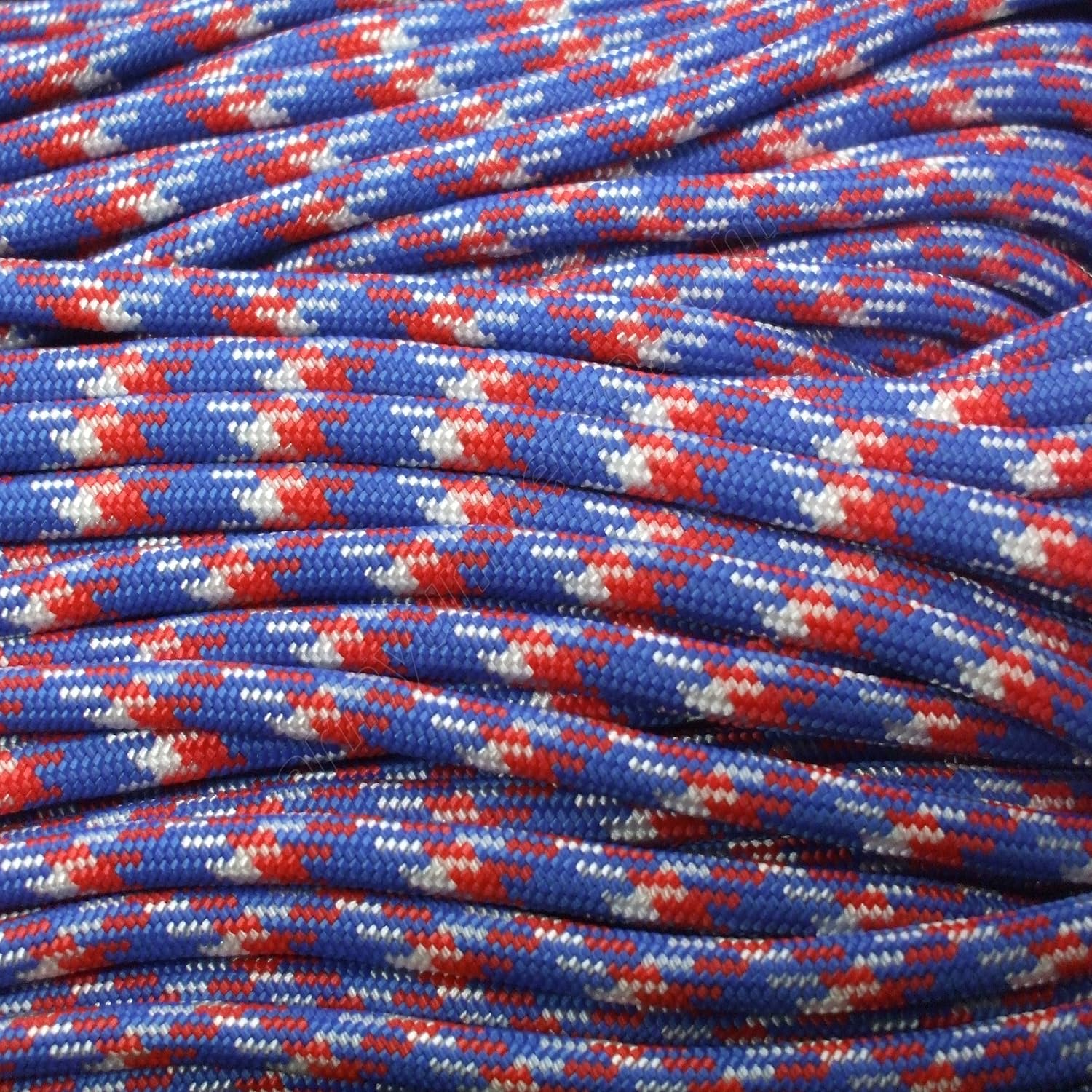 Amazon.com: Army Universe Red White & Blue Camo Nylon Paracord 550 lbs ...