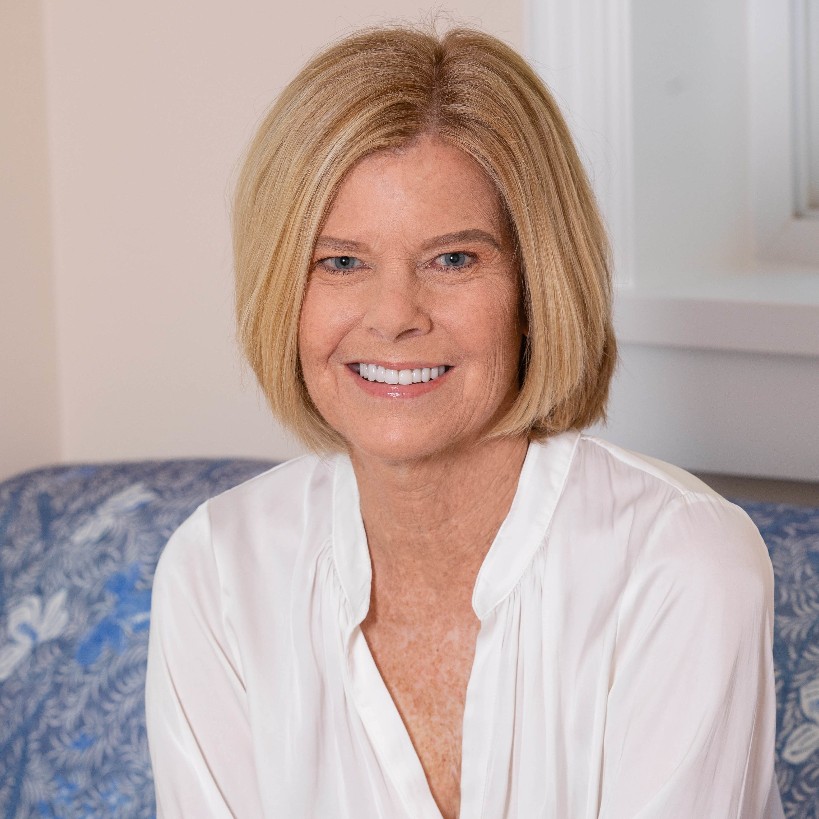 Amazon.com: Mary Simses: books, biography, latest update