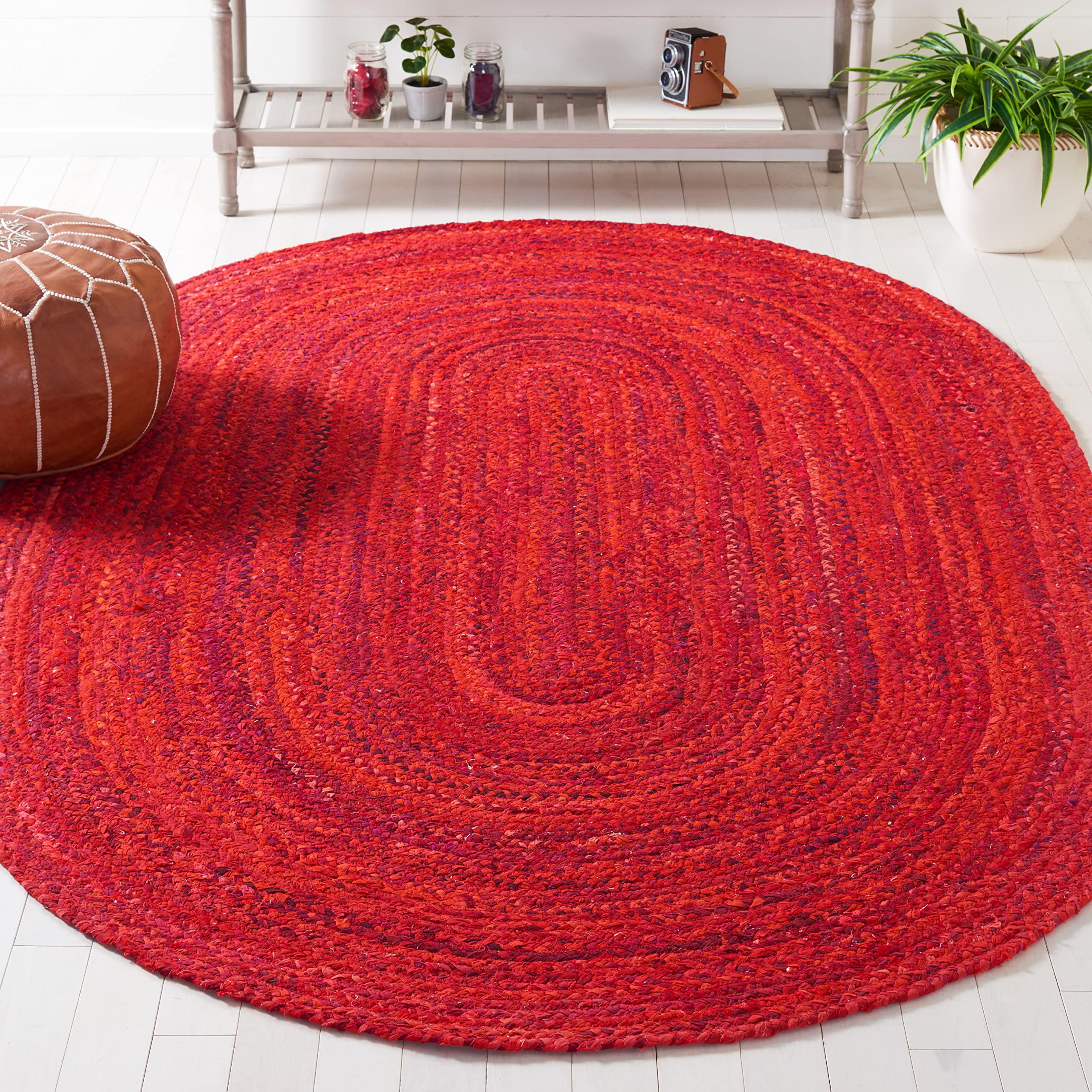 Amazon.com: SAFAVIEH Braided Collection Area Rug - 6' x 9' Oval, Red ...