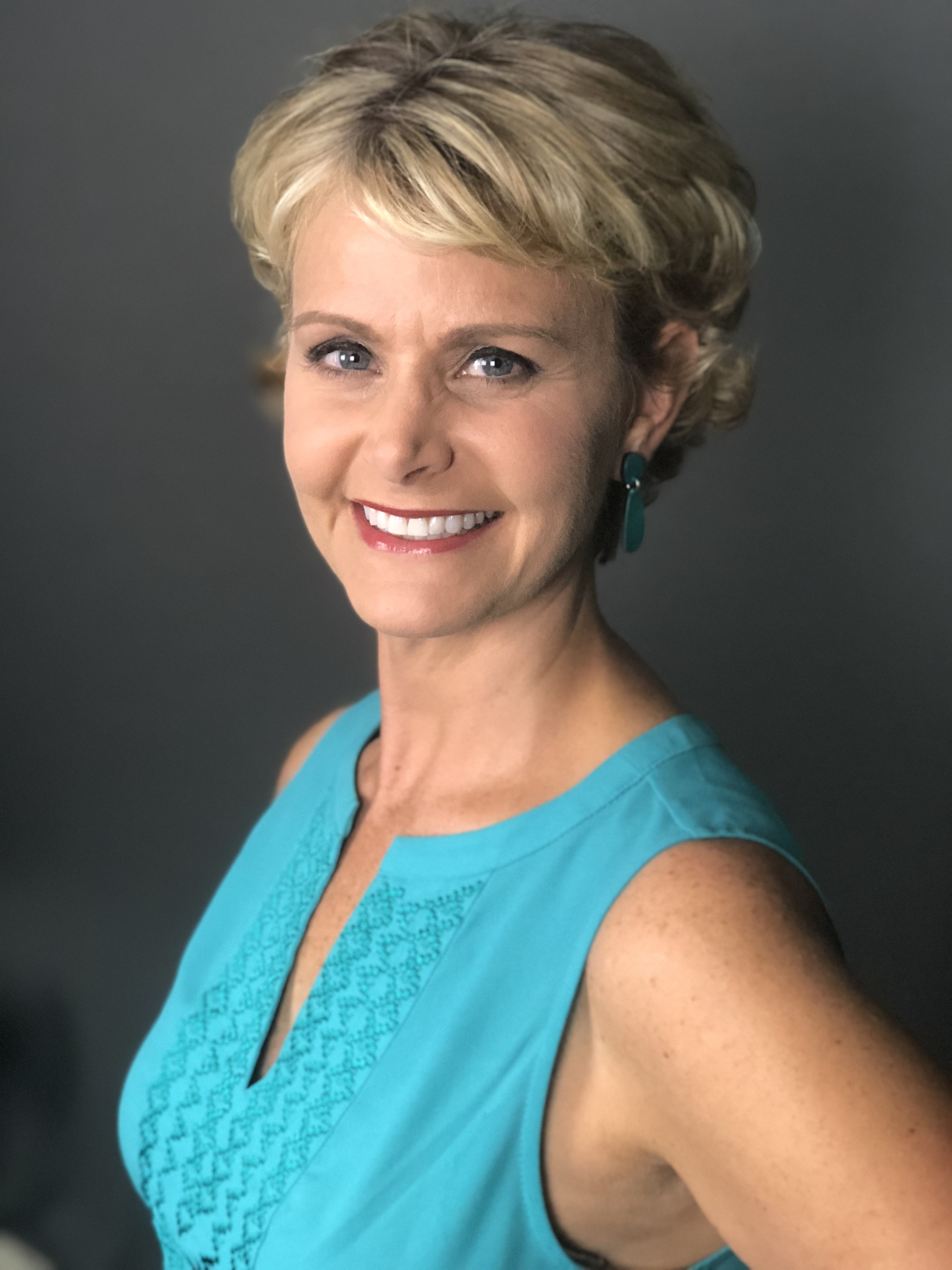 Amazon.com: Kristina Smekens: books, biography, latest update