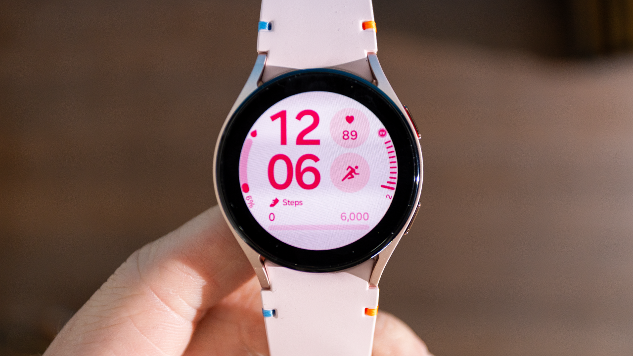 Watch Watch Before You Buy the Samsung Galaxy Watch FE on Amazon Live