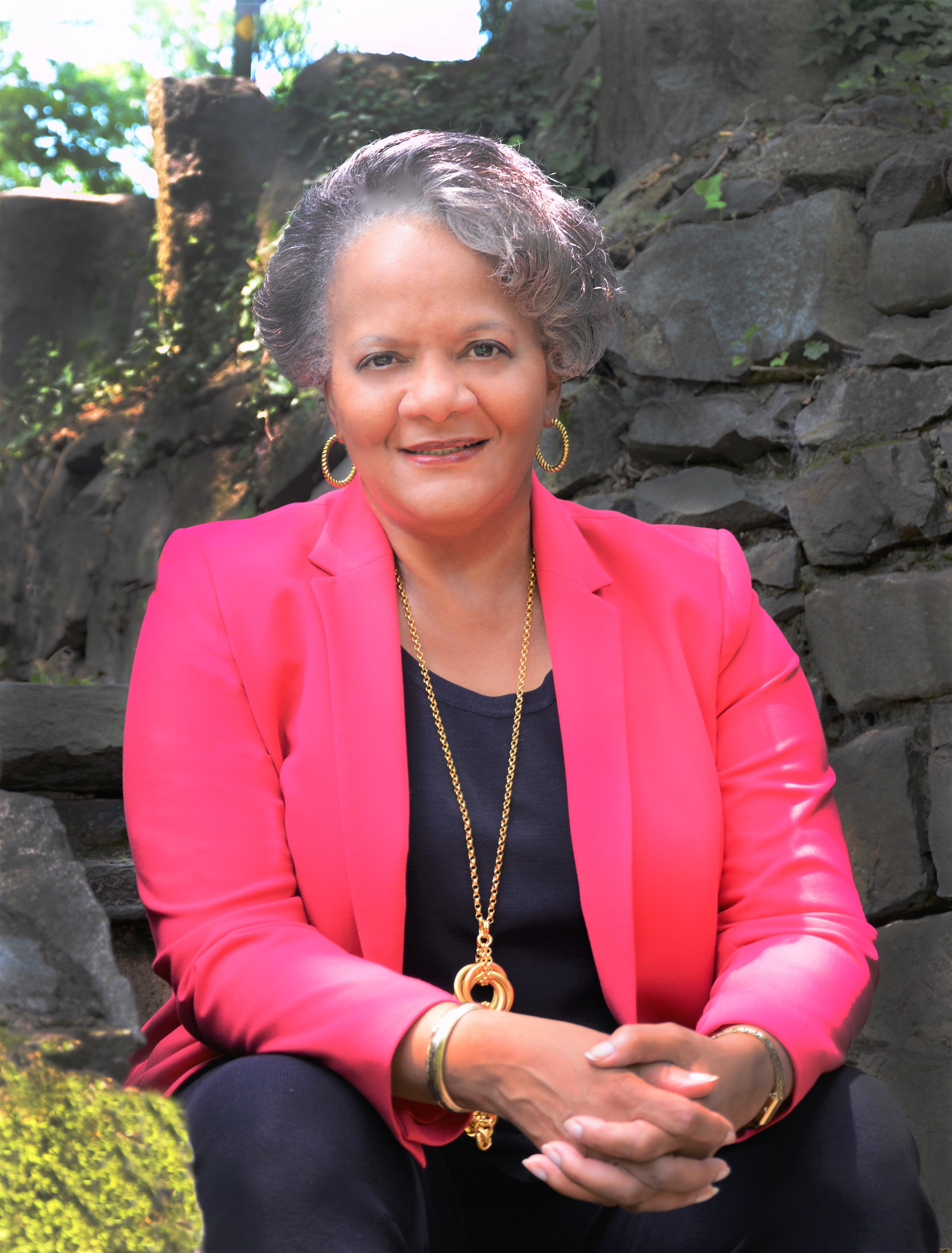 Amazon.com: Cheryl Renée Gooch PhD: books, biography, latest update