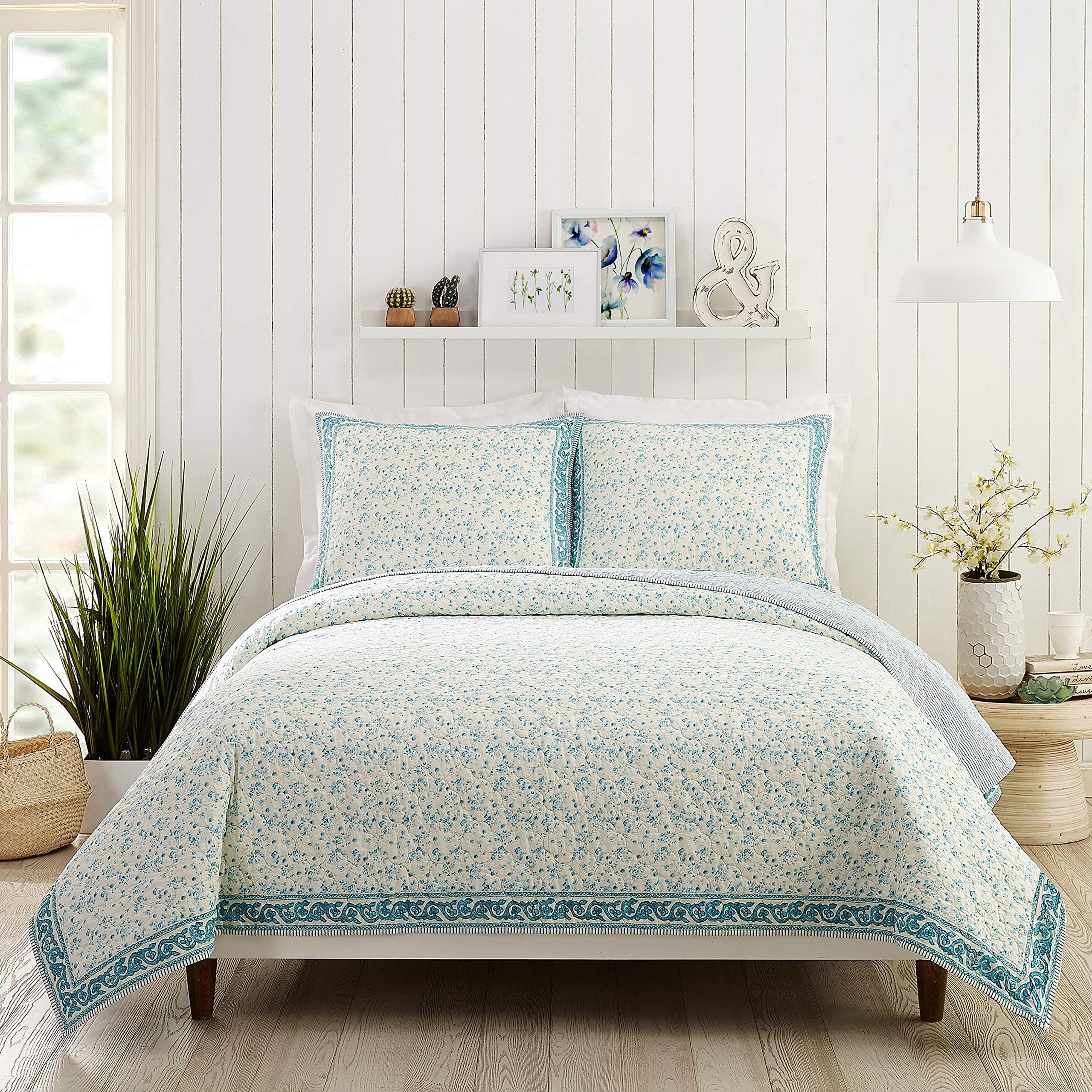 Amazon.com: Jessica Simpson Felicity Quilt, Full Queen, Blue ...