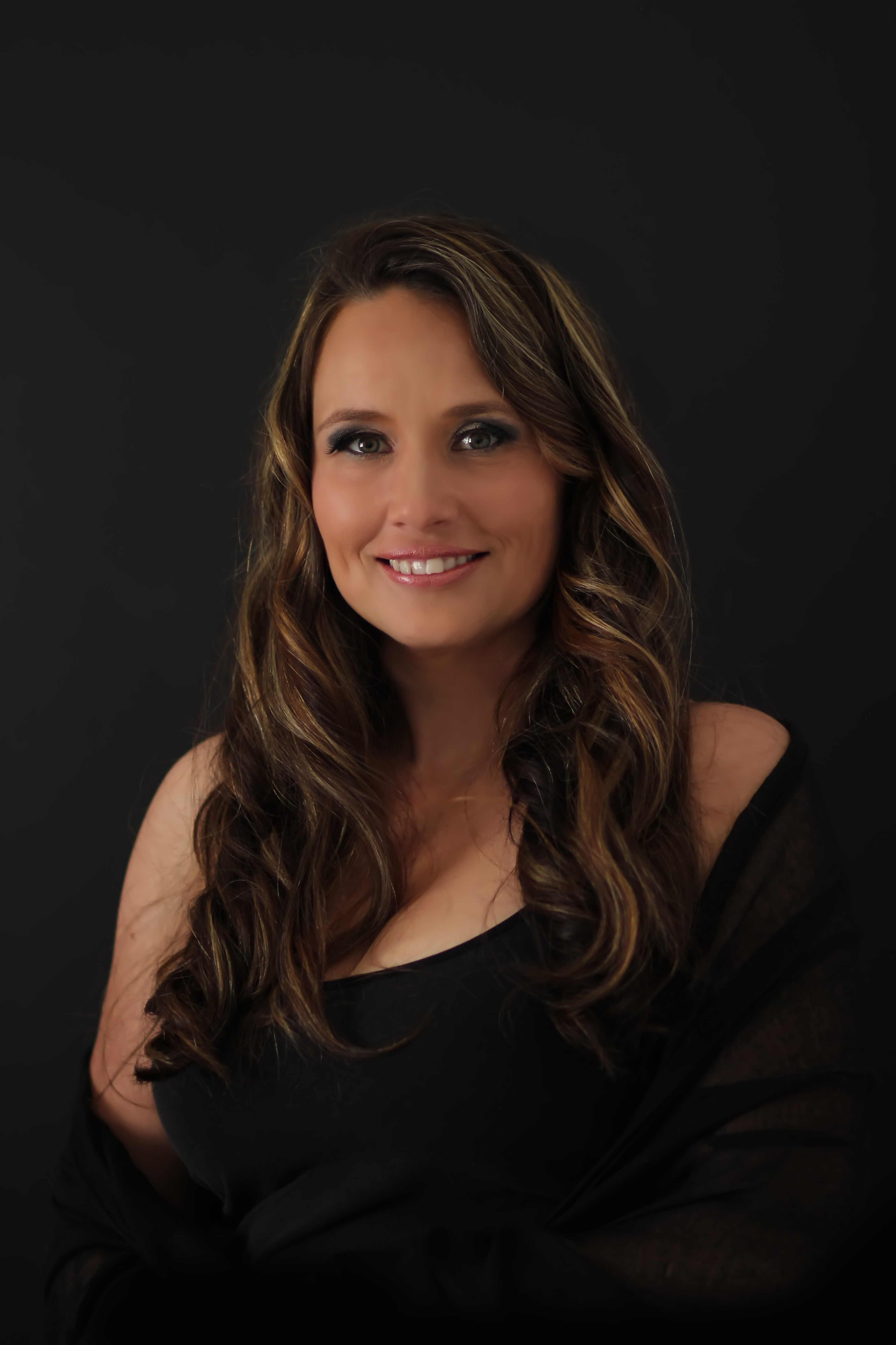 Amazon.com: Angela Owens-Vallot: books, biography, latest update