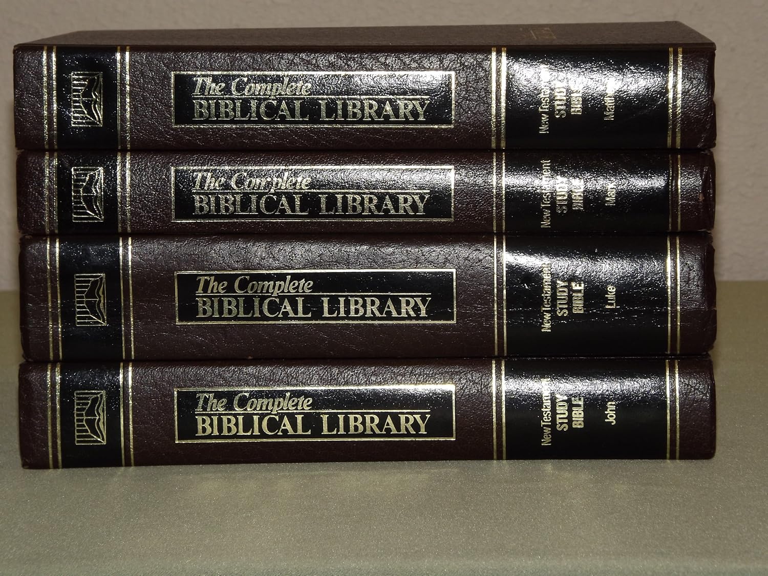 The Complete Biblical Library: The Gospels (Matthew thru John): unknown ...