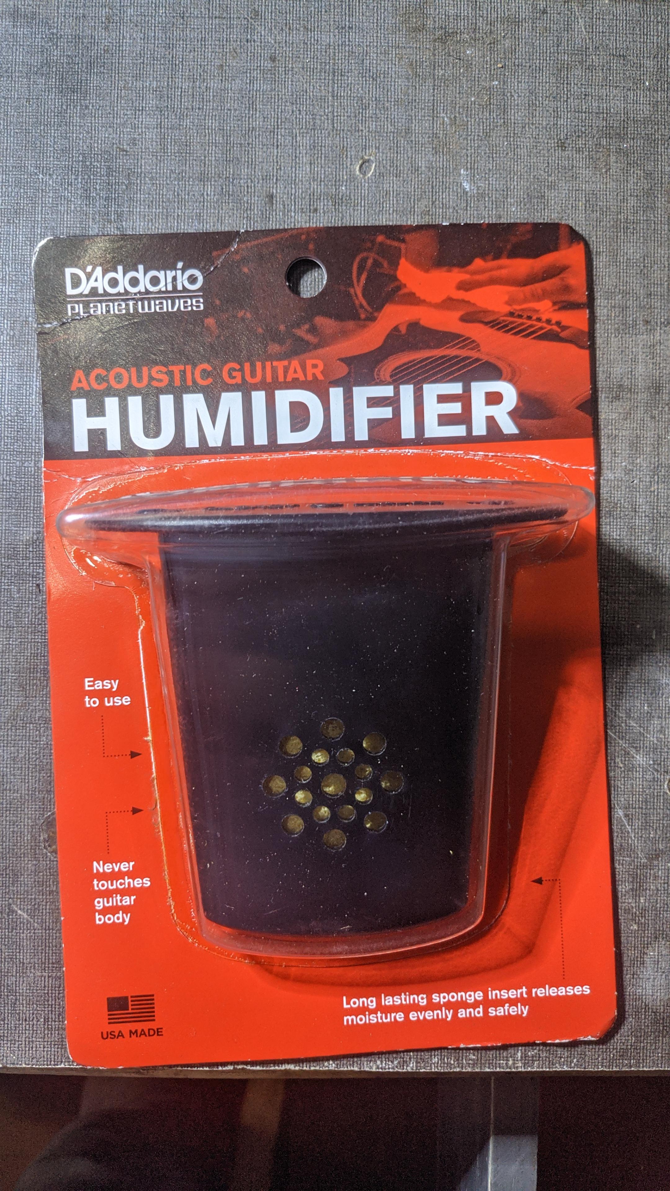 Planet Waves GH Acoustic Guitar Humidifier : Amazon.in: Musical Instruments