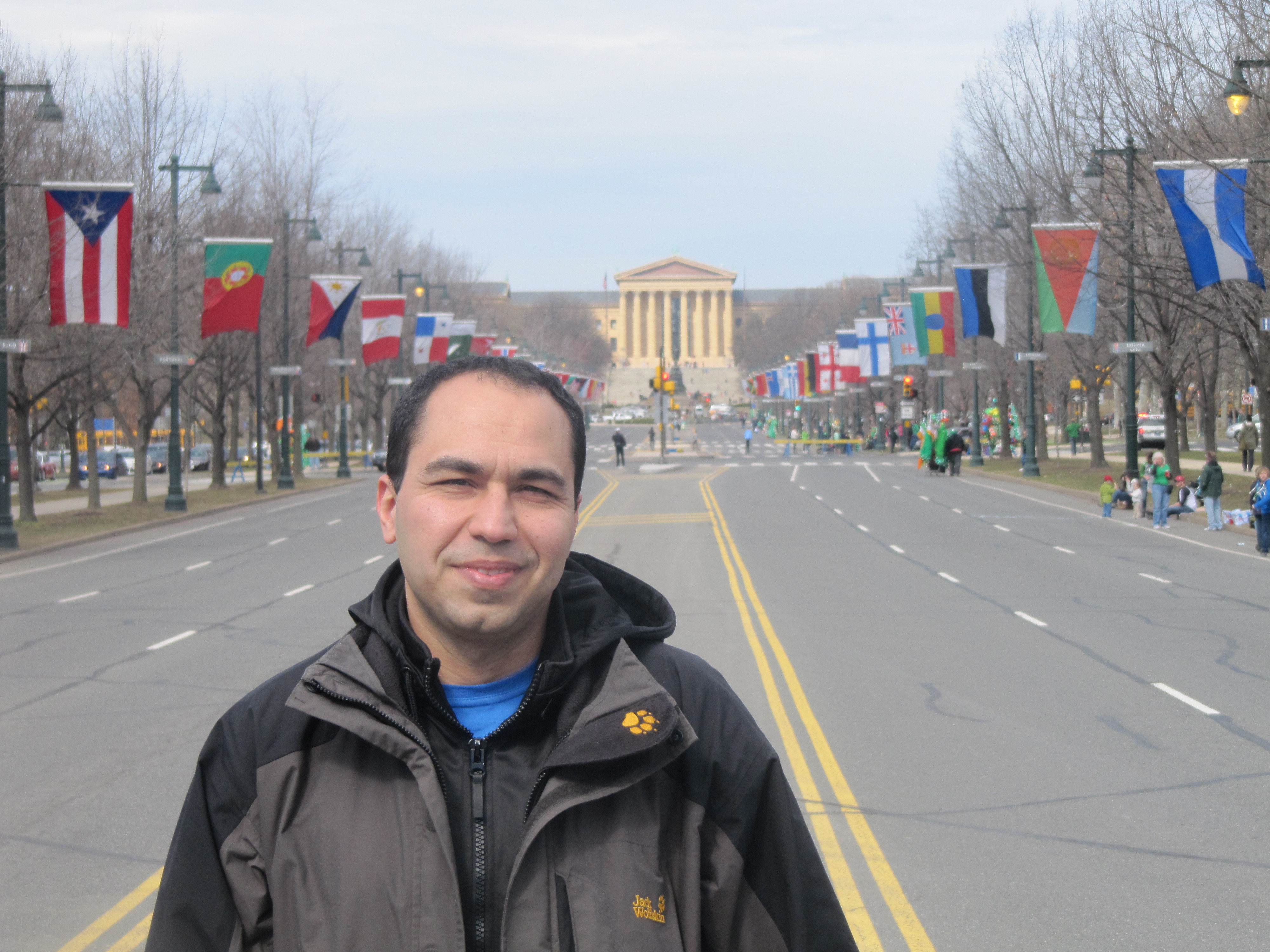 Amazon.com: Arash Rezaee: books, biography, latest update