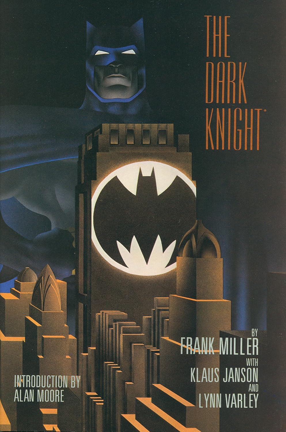 Amazon.com: The Dark Knight: 9780930289119: Miller, Frank: Books