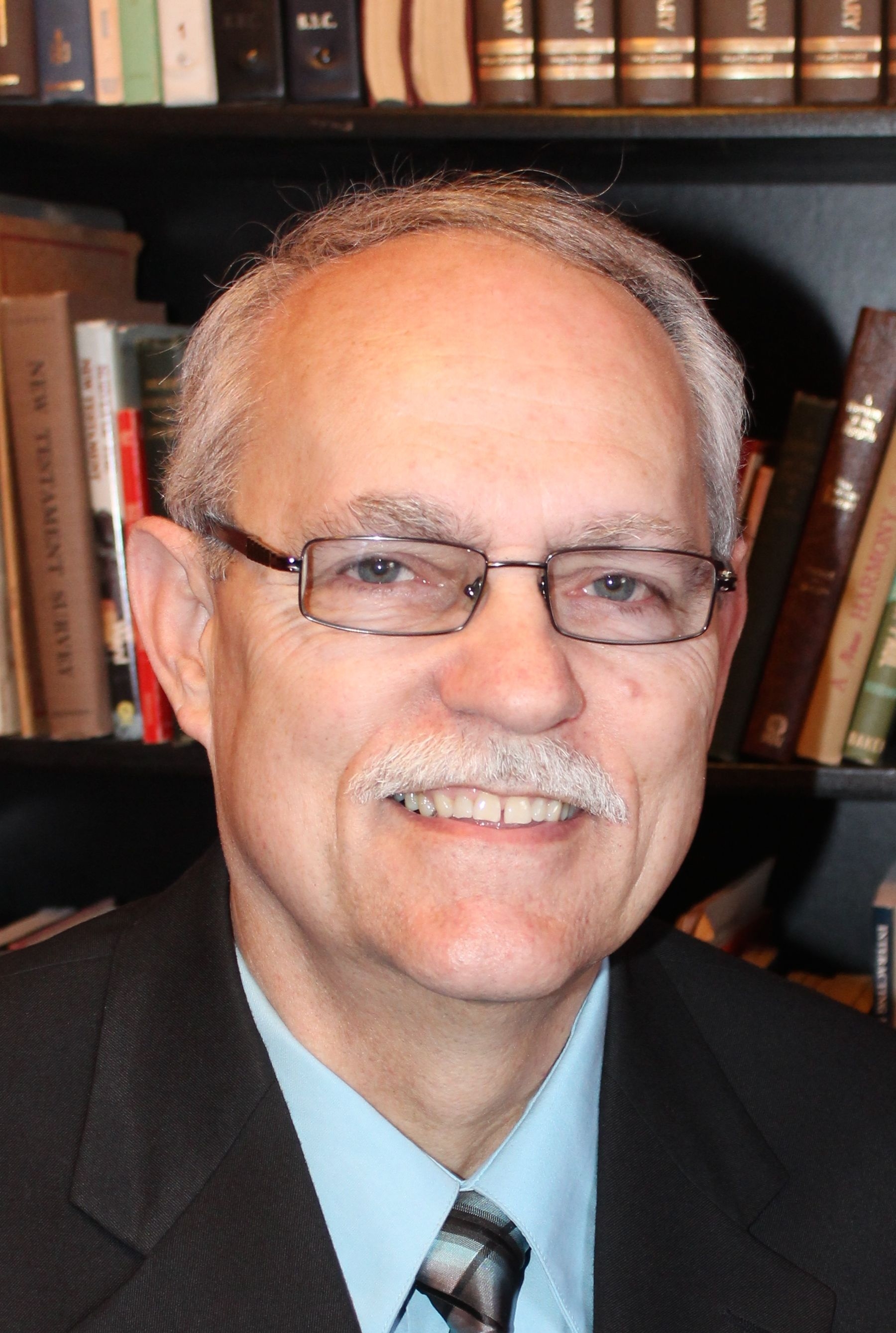 Amazon.com: John L. Thompson: books, biography, latest update