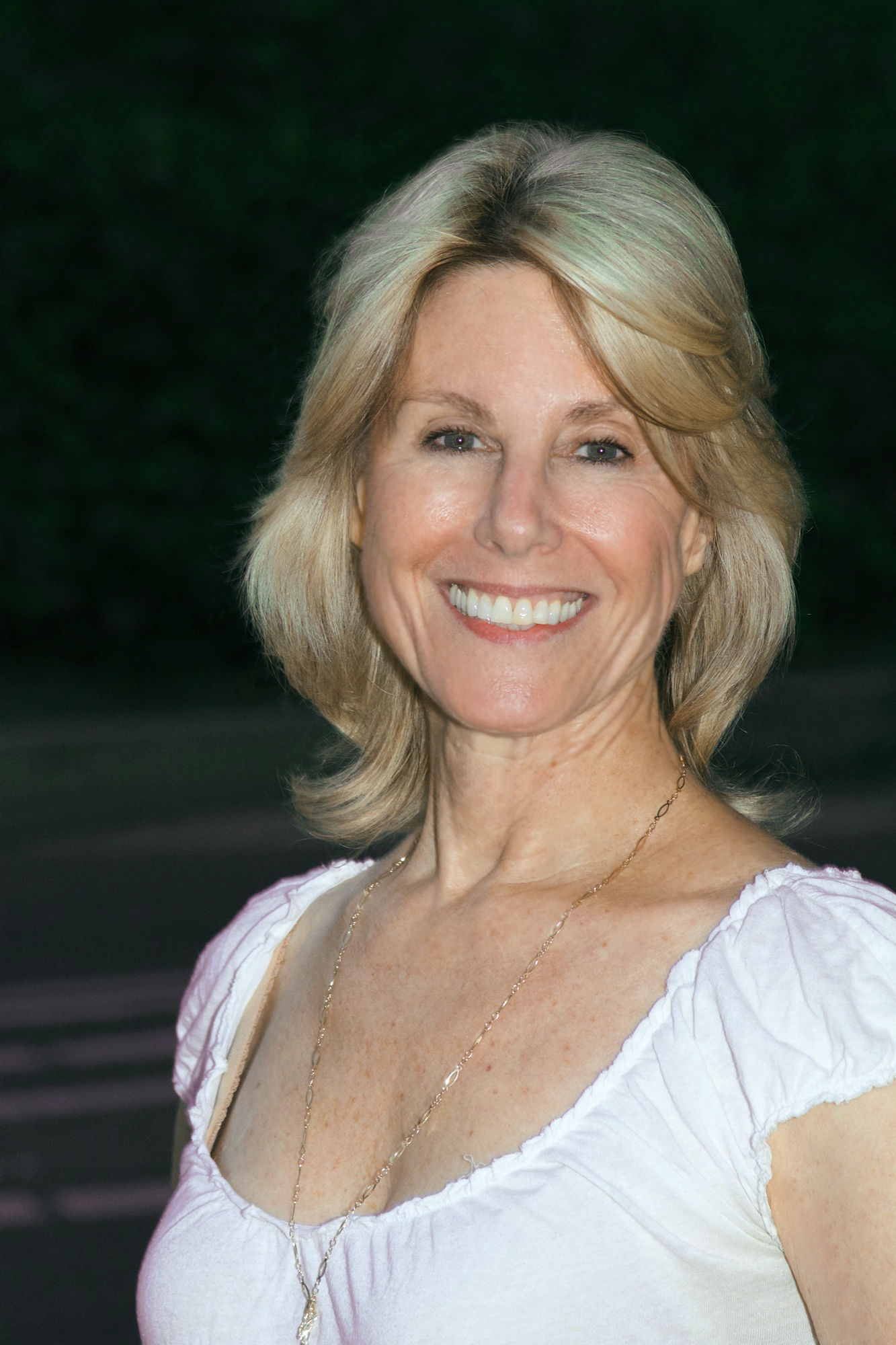 Amazon.com: Janet Richmond: books, biography, latest update