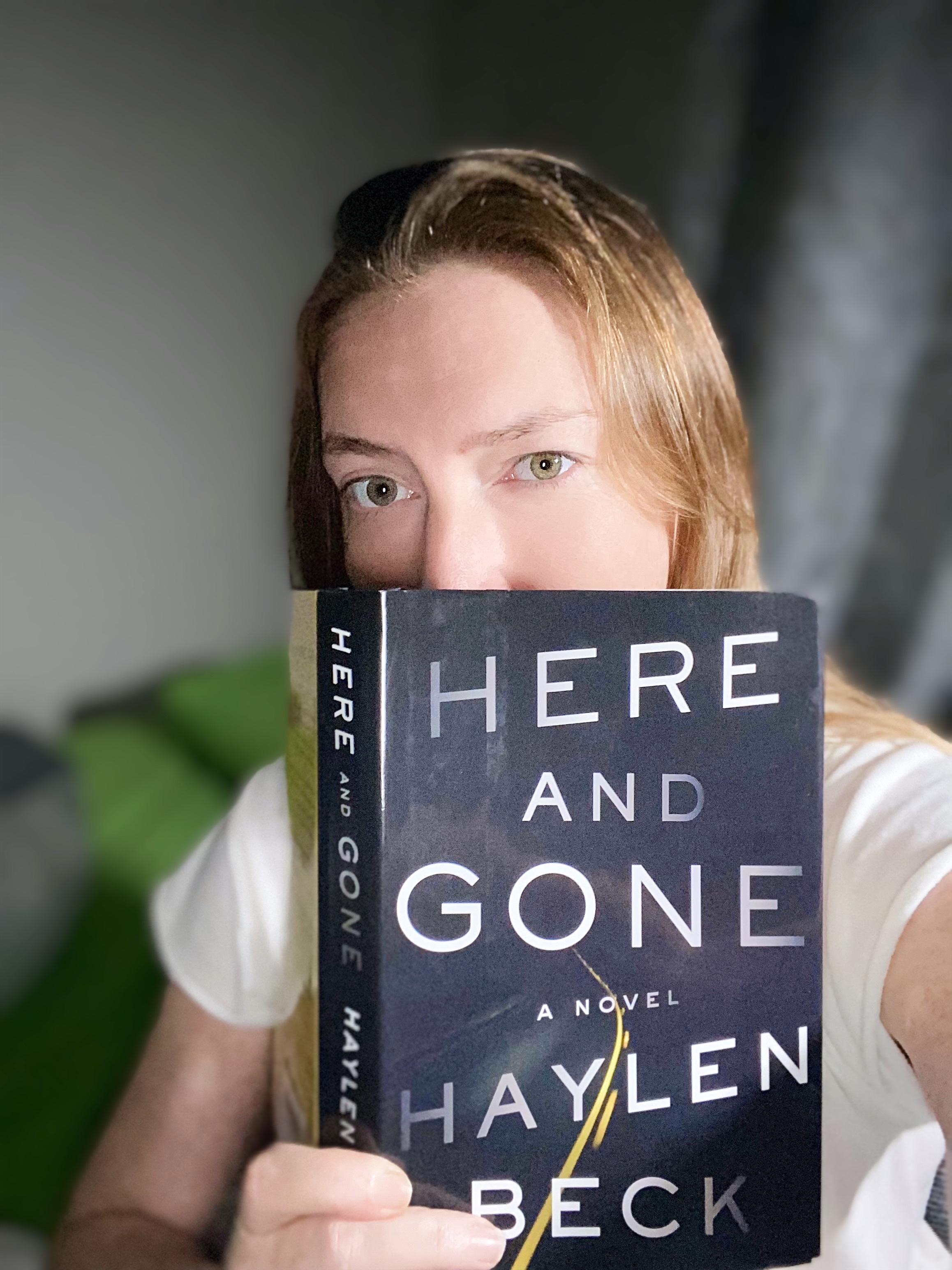 Here and Gone: A Novel: Beck, Haylen: 9780451499585: Amazon.com: Books