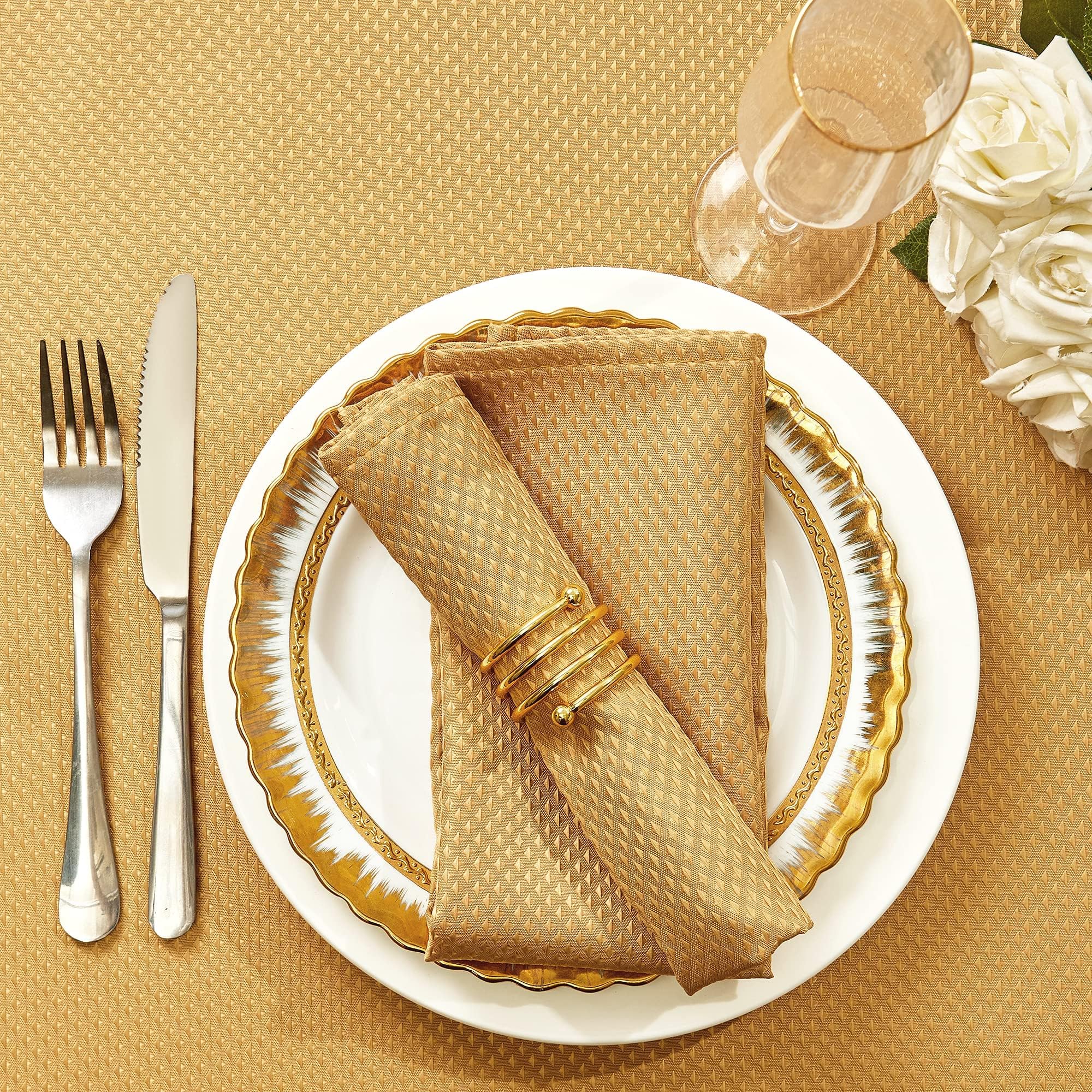 Amazon.com: RUVANTI Bundle of 12-Pack Cloth Napkins Yellow Gold with 12 ...