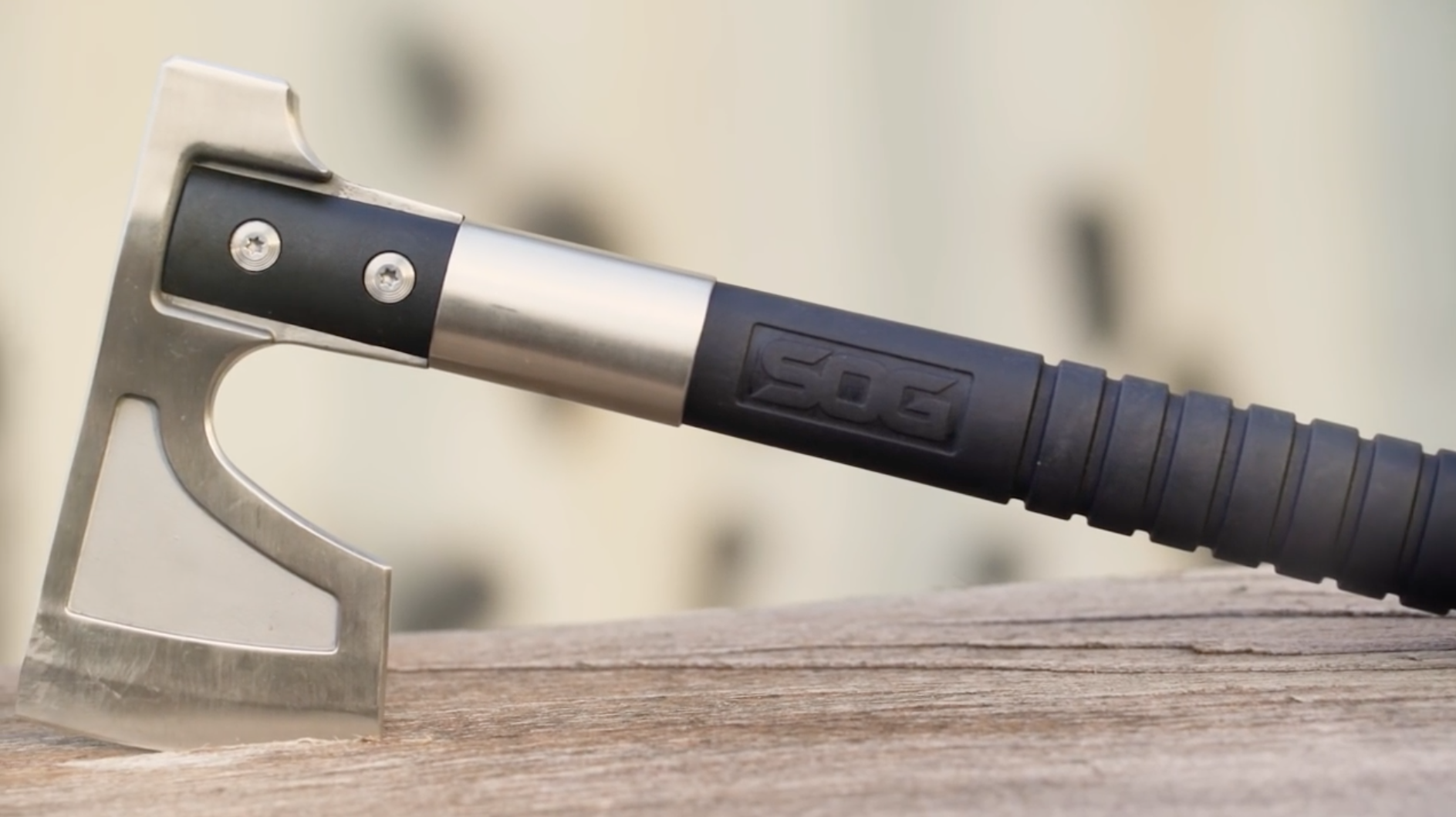 Snapklik.com : SOG Camp Axe- Compact Camping And Survival Hatchet ...